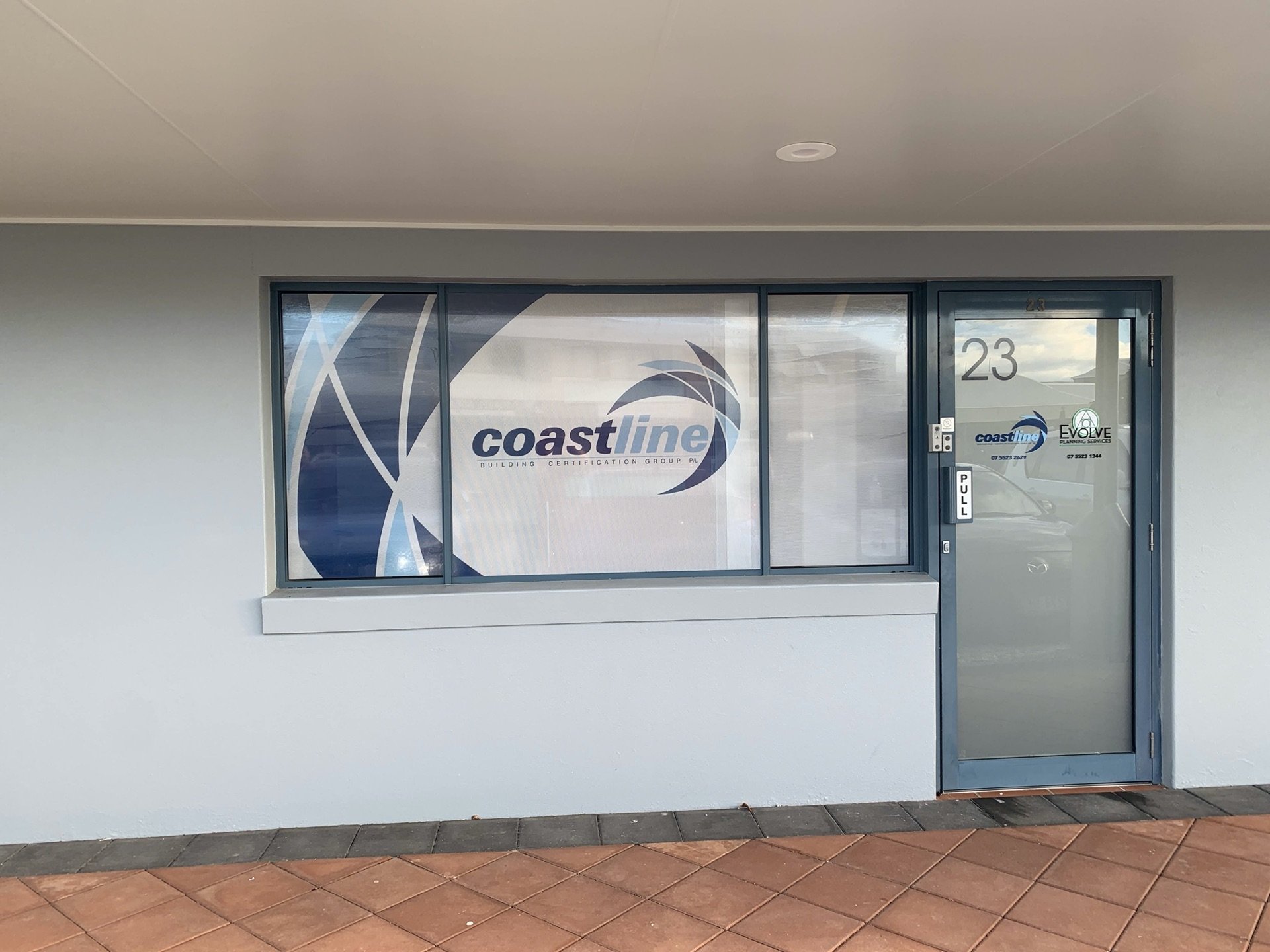 WINDOWS & HOARDING GRAPHICS