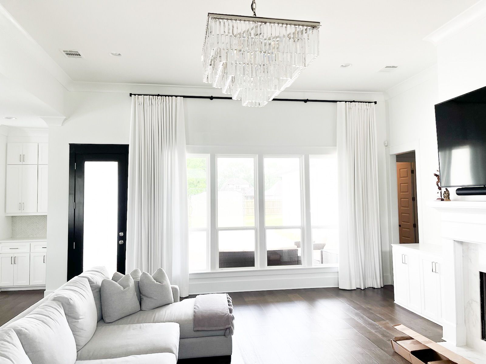 Wall Decor and More - Home