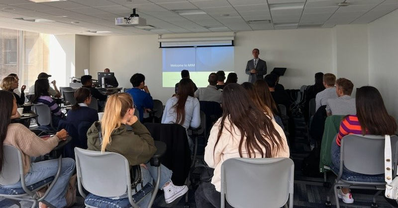 MIM Holds Fall 2022 Orientation and Summer 2022 Graduation