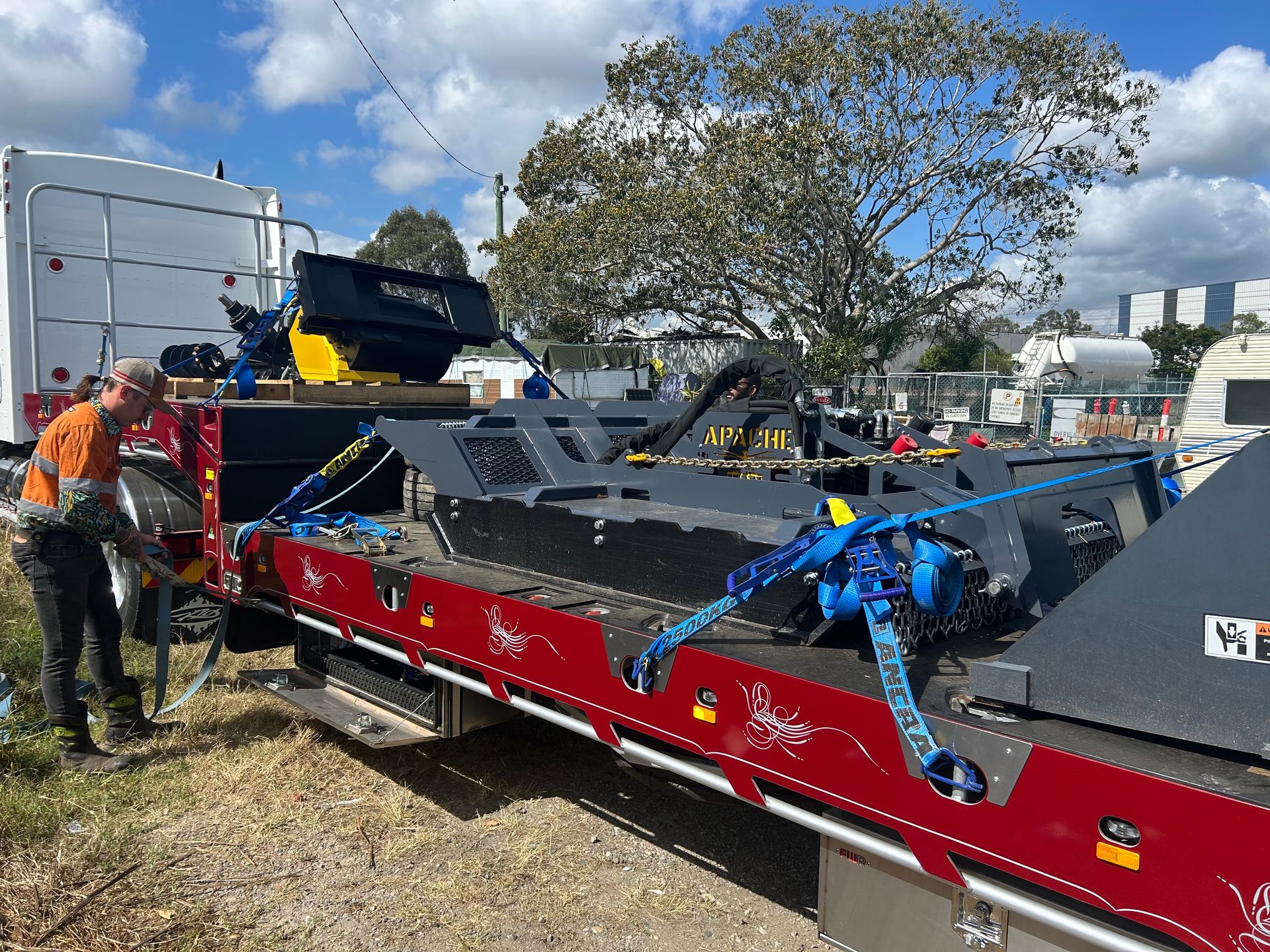 SUNWARD, APACHE & JOYCE!