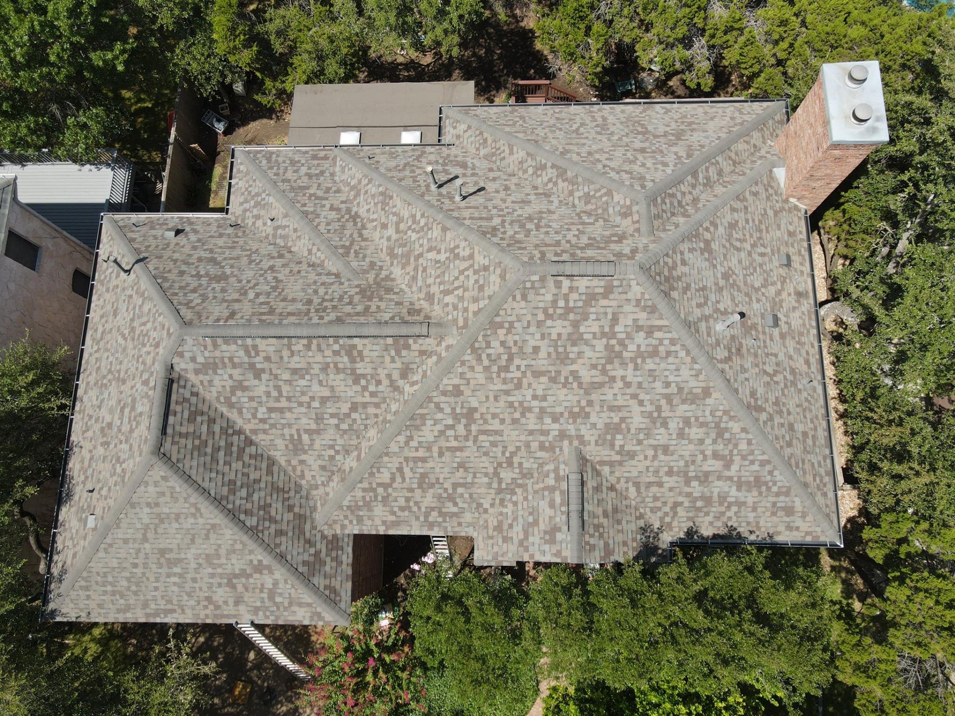 High-End Shingle Roof Installation | Spade Roofing and Gutters