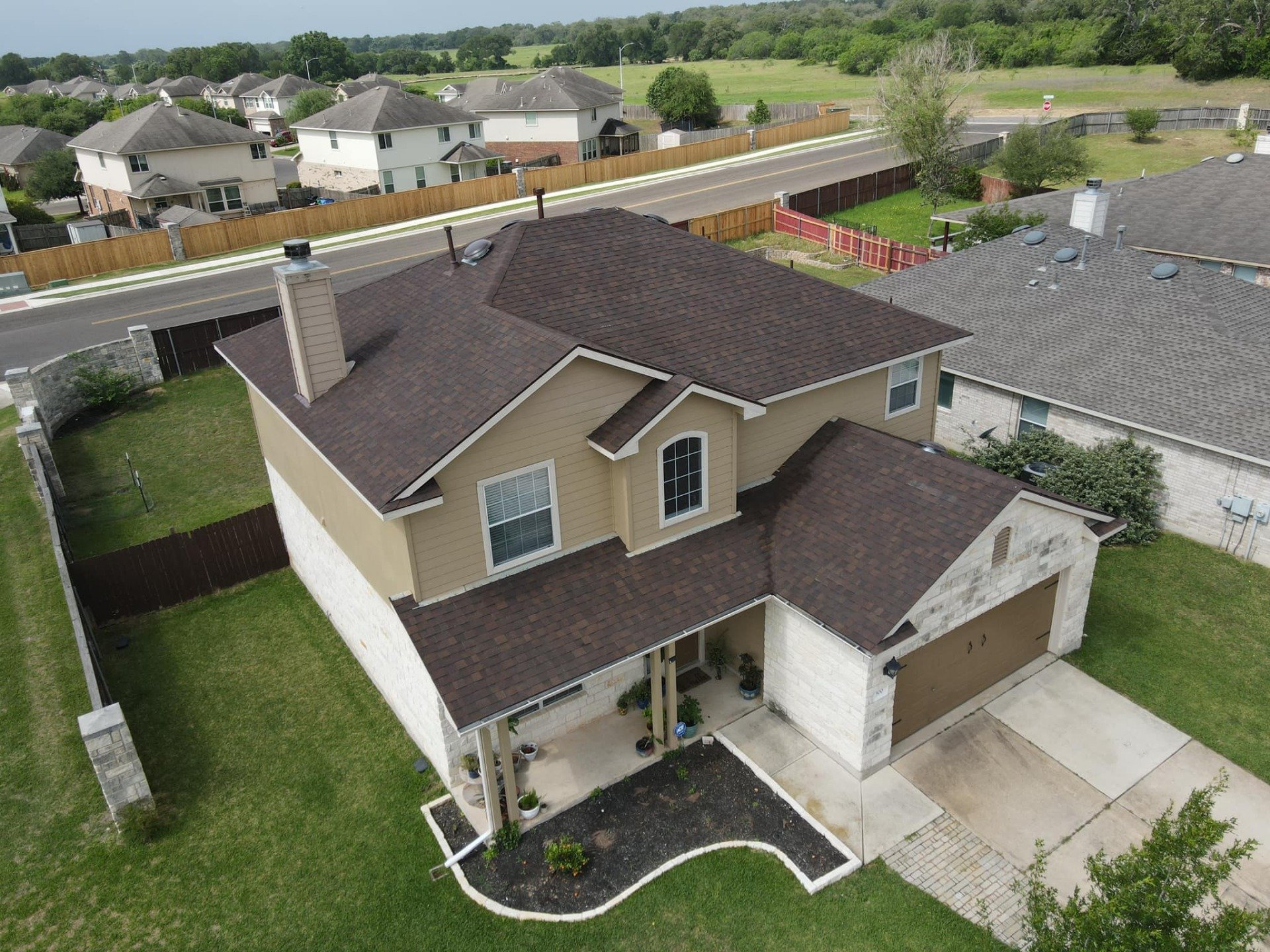 High-End Shingle Roof Installation | Spade Roofing and Gutters