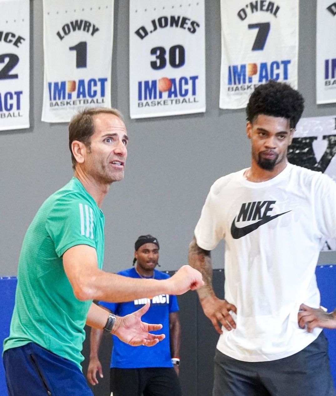 Home [www.impactbball.com]