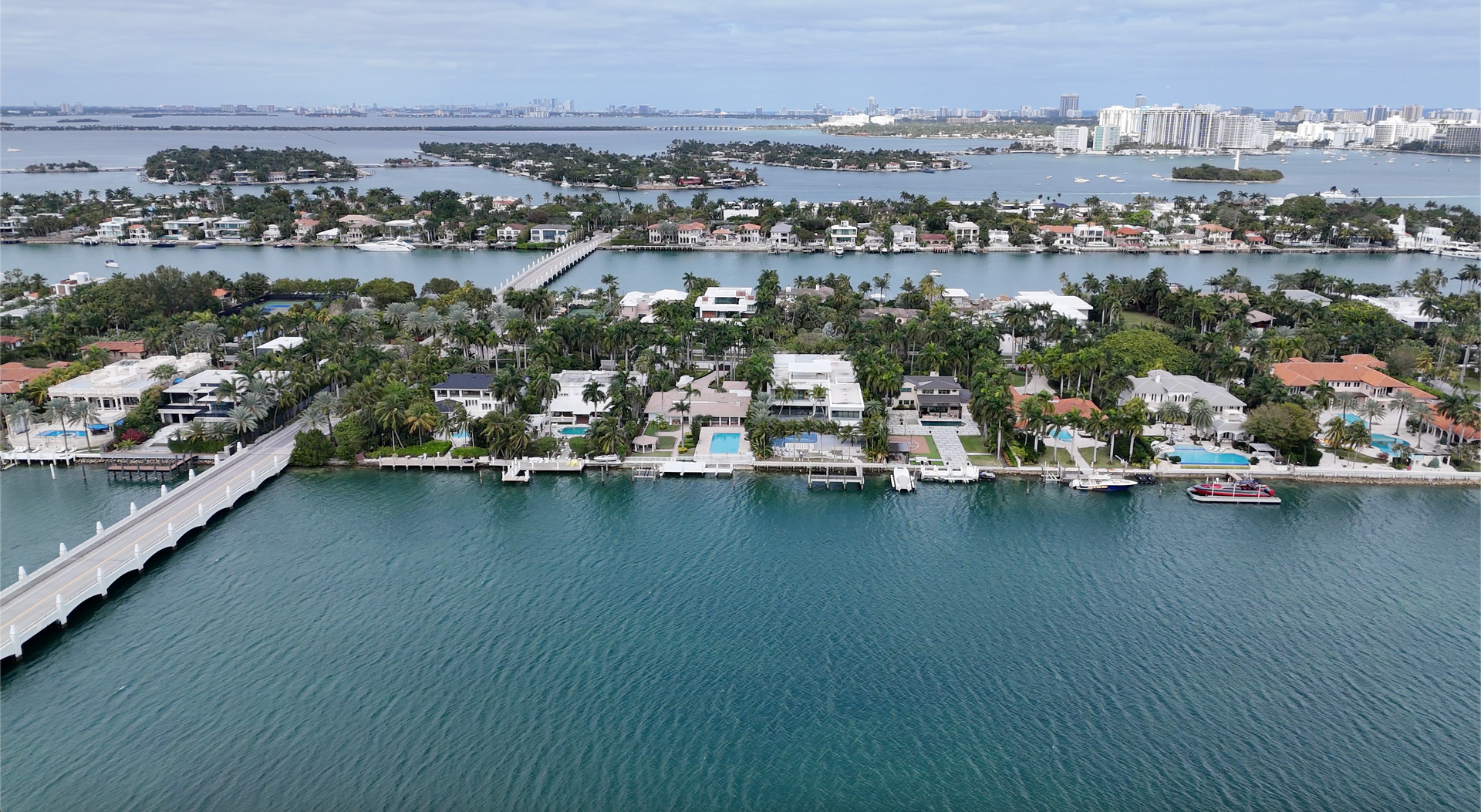 Miami Bayside Boat Tours | 90-Minute Bayside Boat Rides