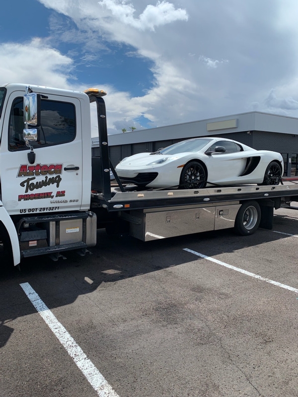 Towing Service in Phoenix: 24/7 Roadside Assistance