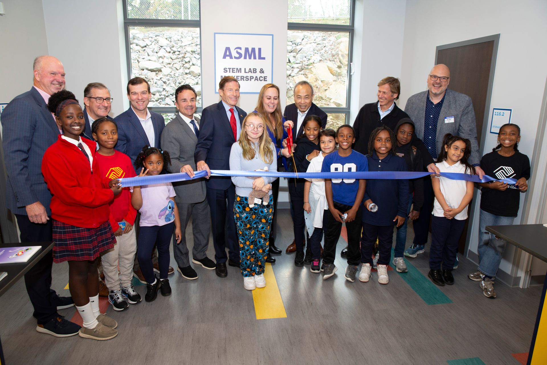 WBGC Celebrates Opening of ASML STEM Lab & Makerspace