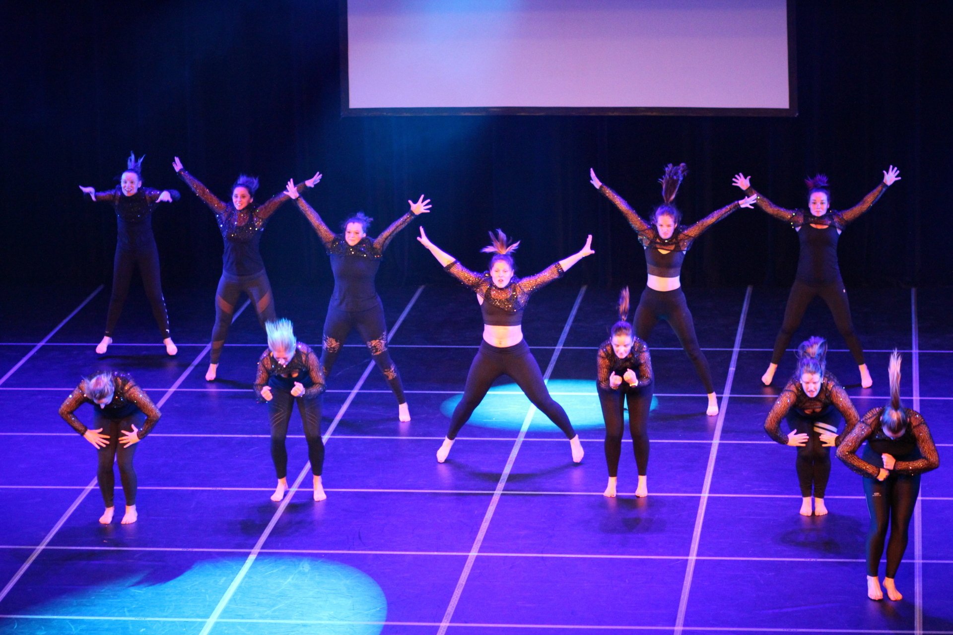 danslessen dansschool Oostrozebeke familiale sfeer dansen van 3 jaar ...