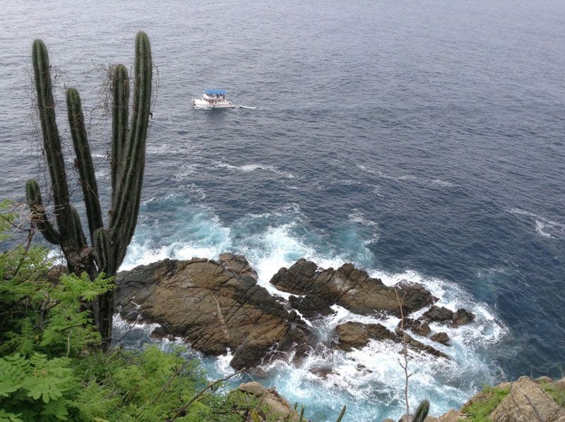 MOBALO RENTA DE AUTOS en Bahías de Huatulco, Oaxaca
