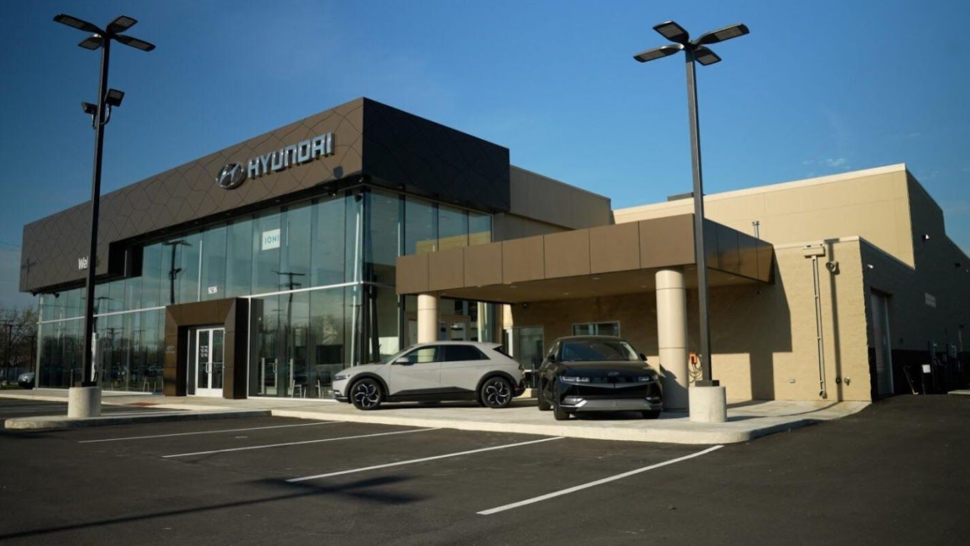 Home [webbautogroup.hireology.careers]