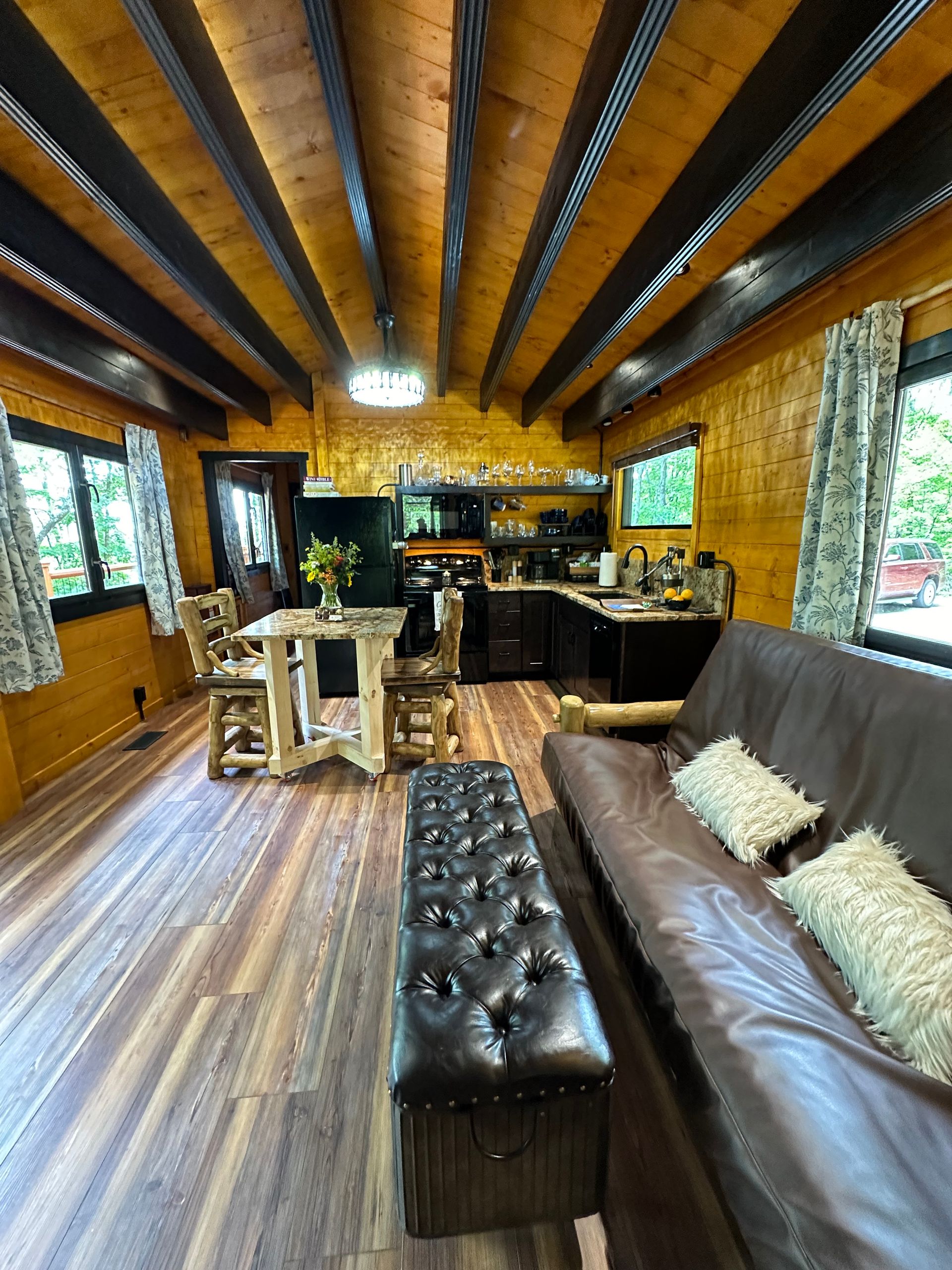 Ukiyo Cabin | Luxury Mountain Cabins