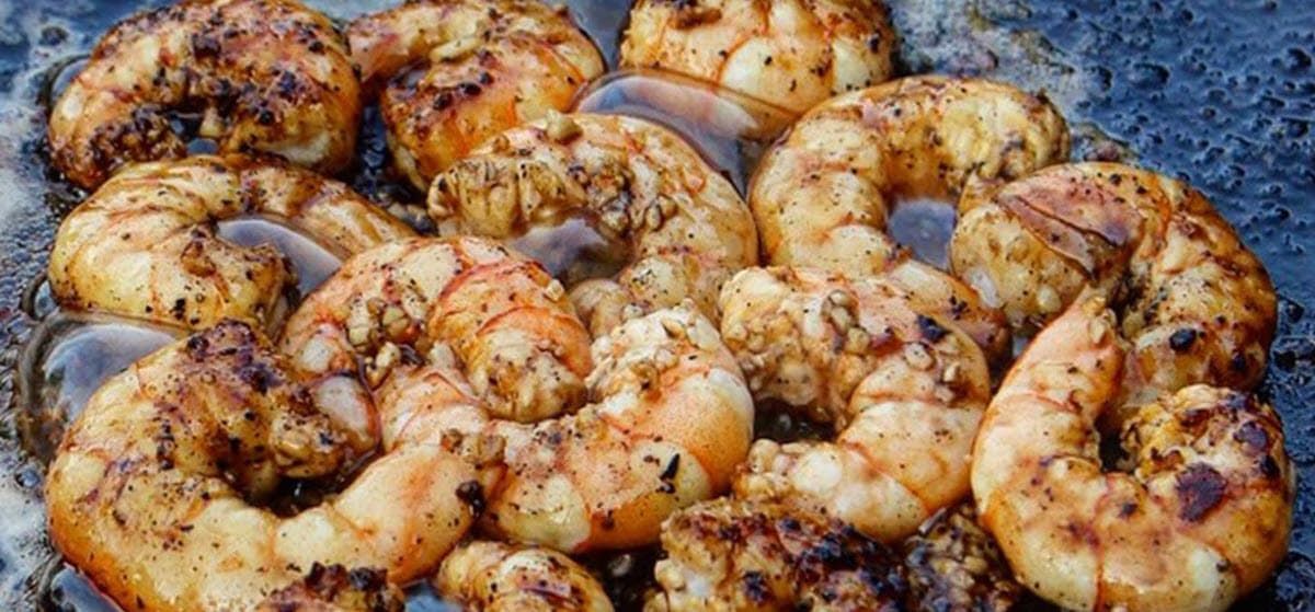 Charred Garlic Butter Shrimp Recipe | Cowboy Charcoal