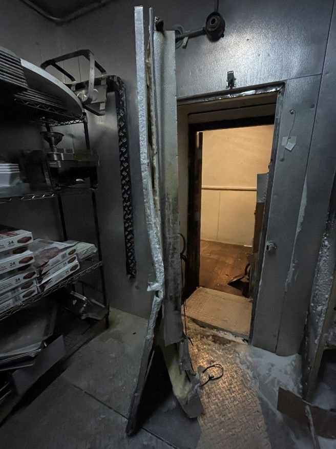 Custom Walk-In Doors | Seal Tex