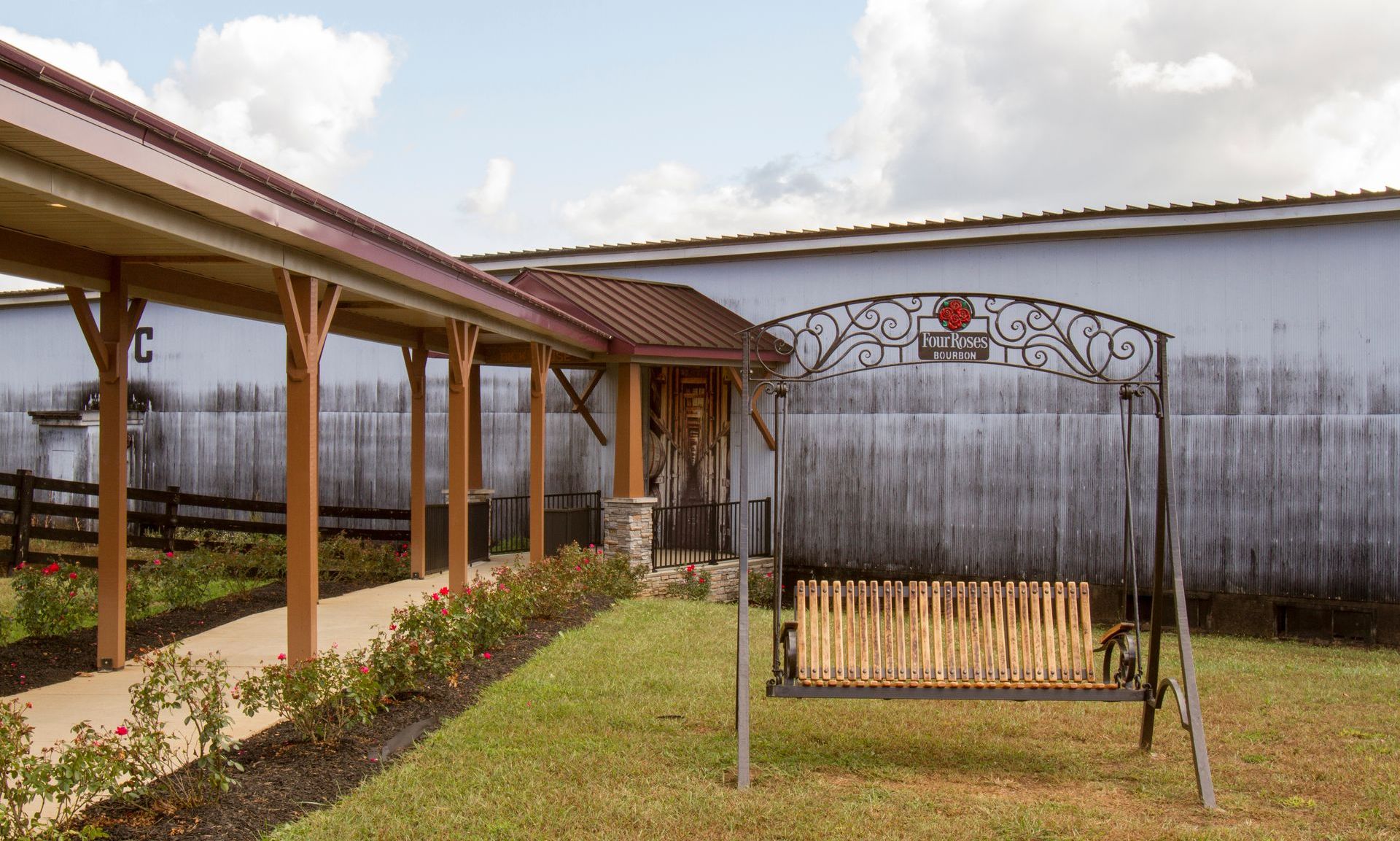 A Guide to visiting the Four Roses Distillery