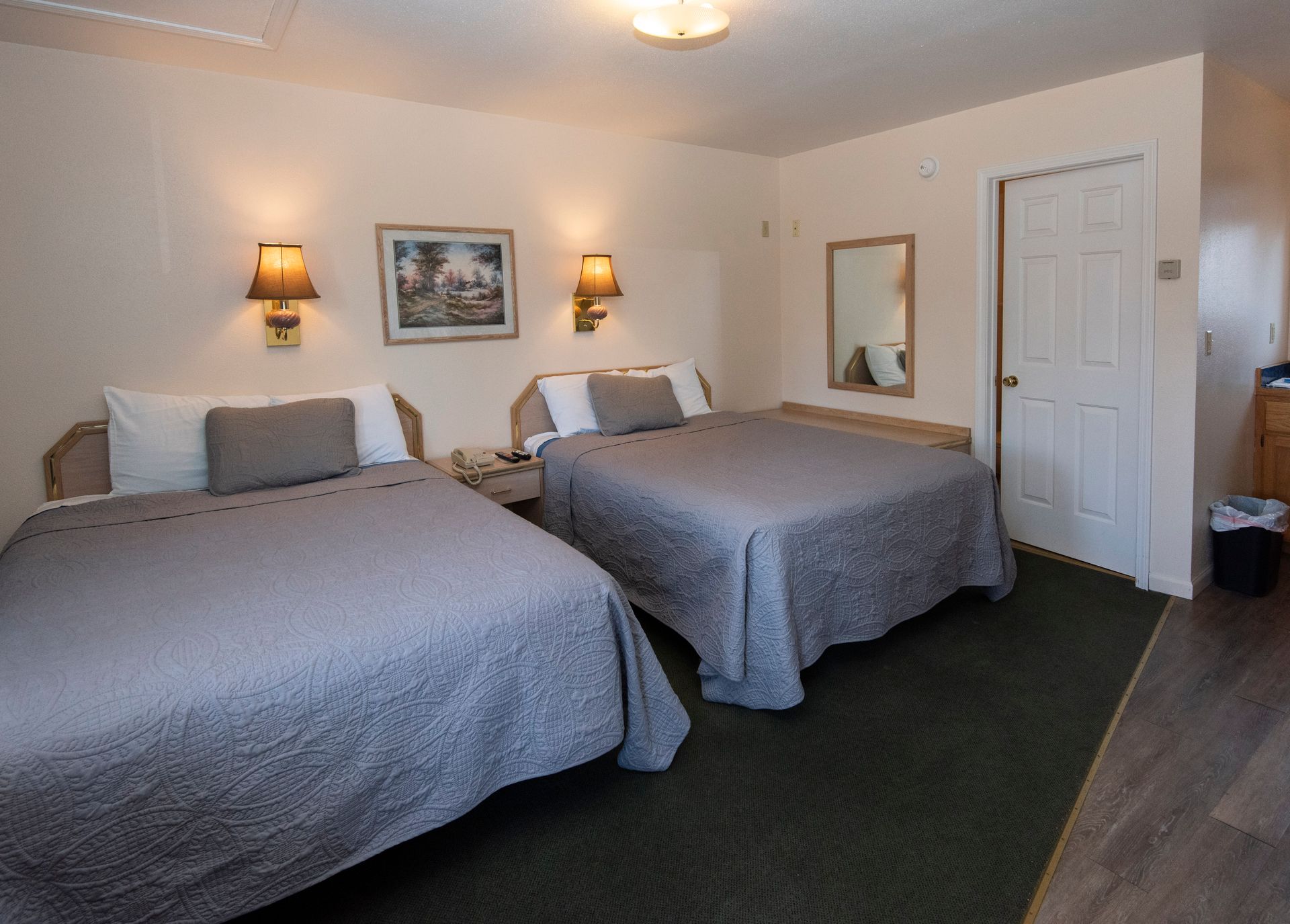 Rooms - City Center Motel - Hamilton - Montana