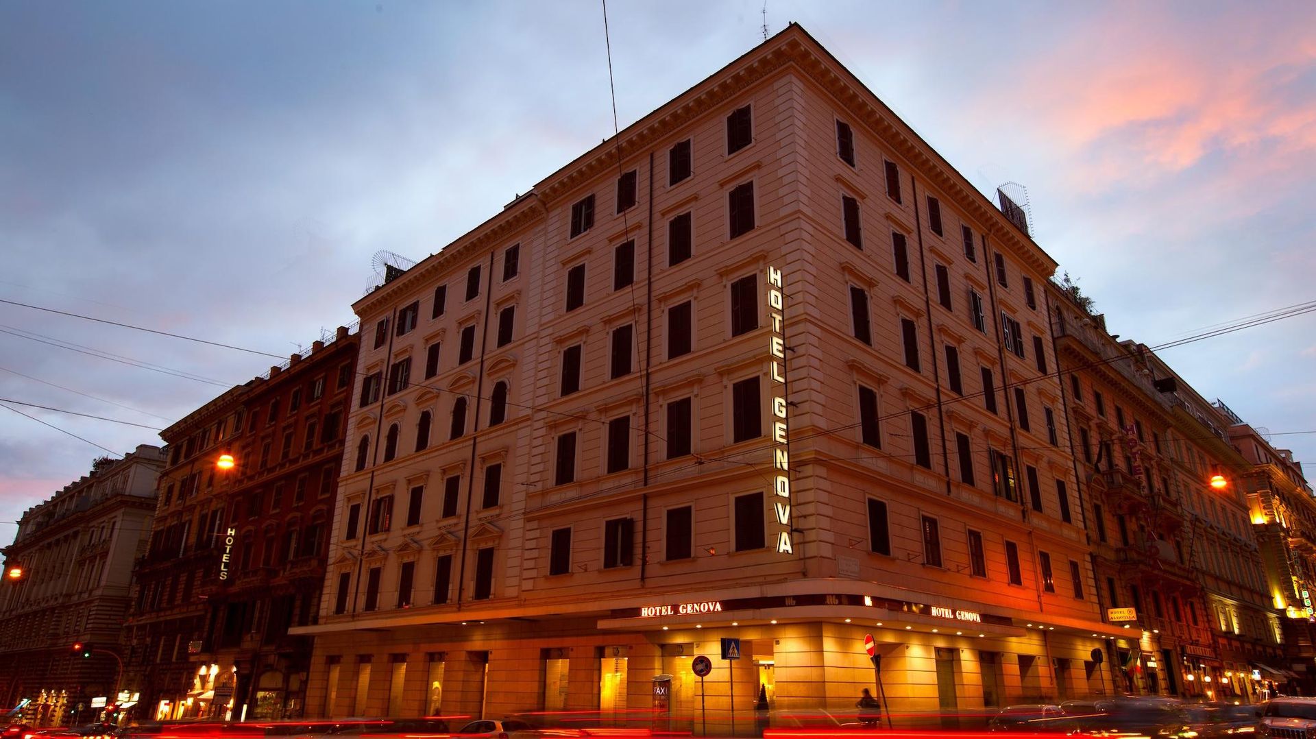 Book a four-star hotel | Rome | Hotel Genova