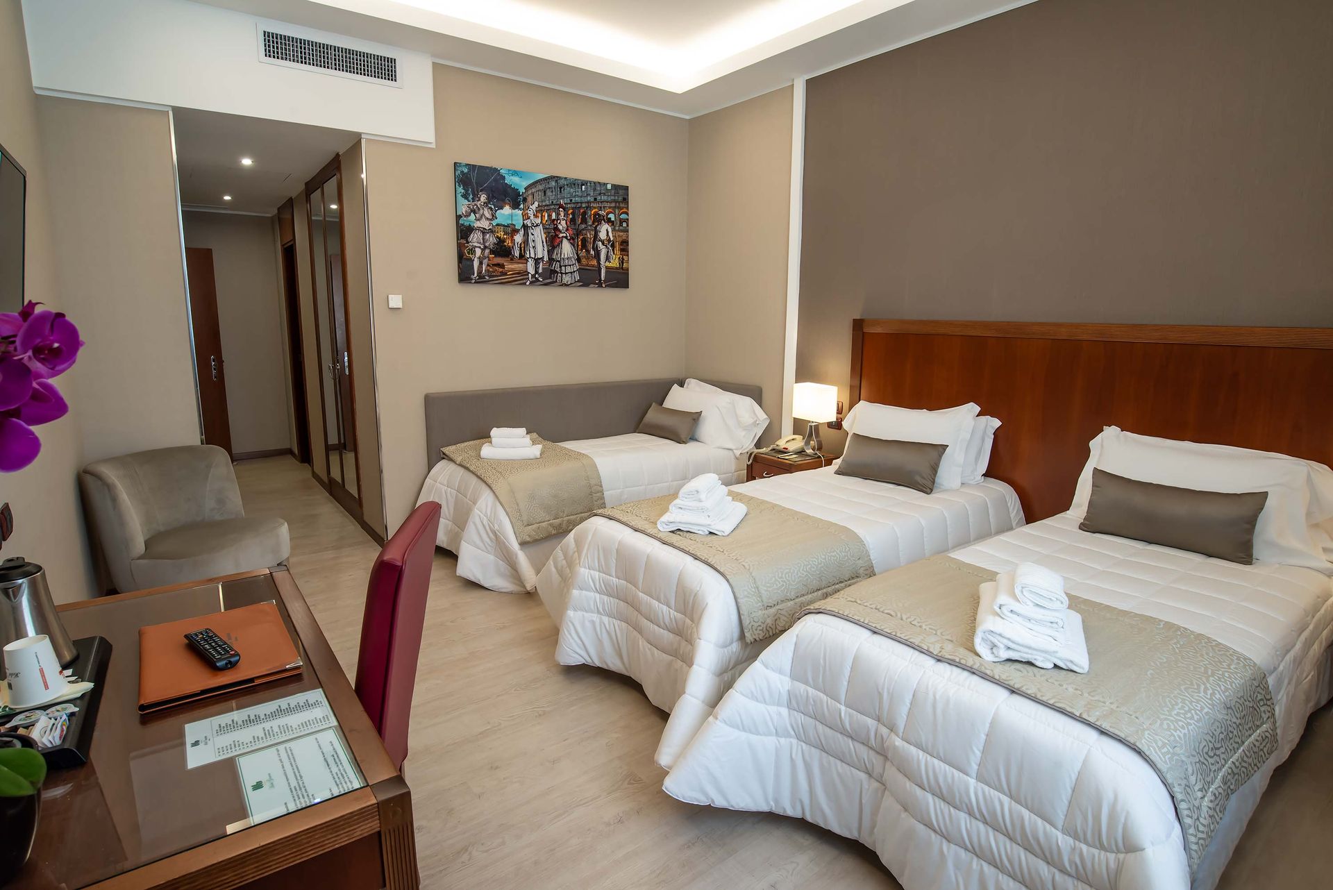 Book a hotel room | Rome | Hotel Genova