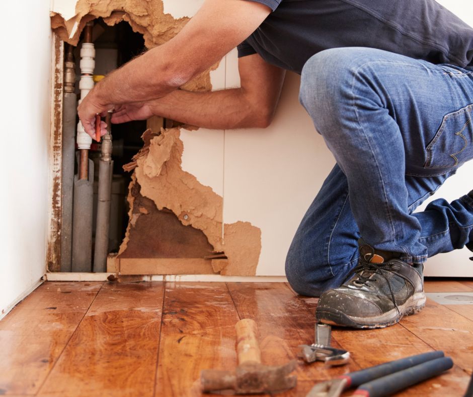 Pipes Making Noise When Water is Turned On: Causes & Solutions