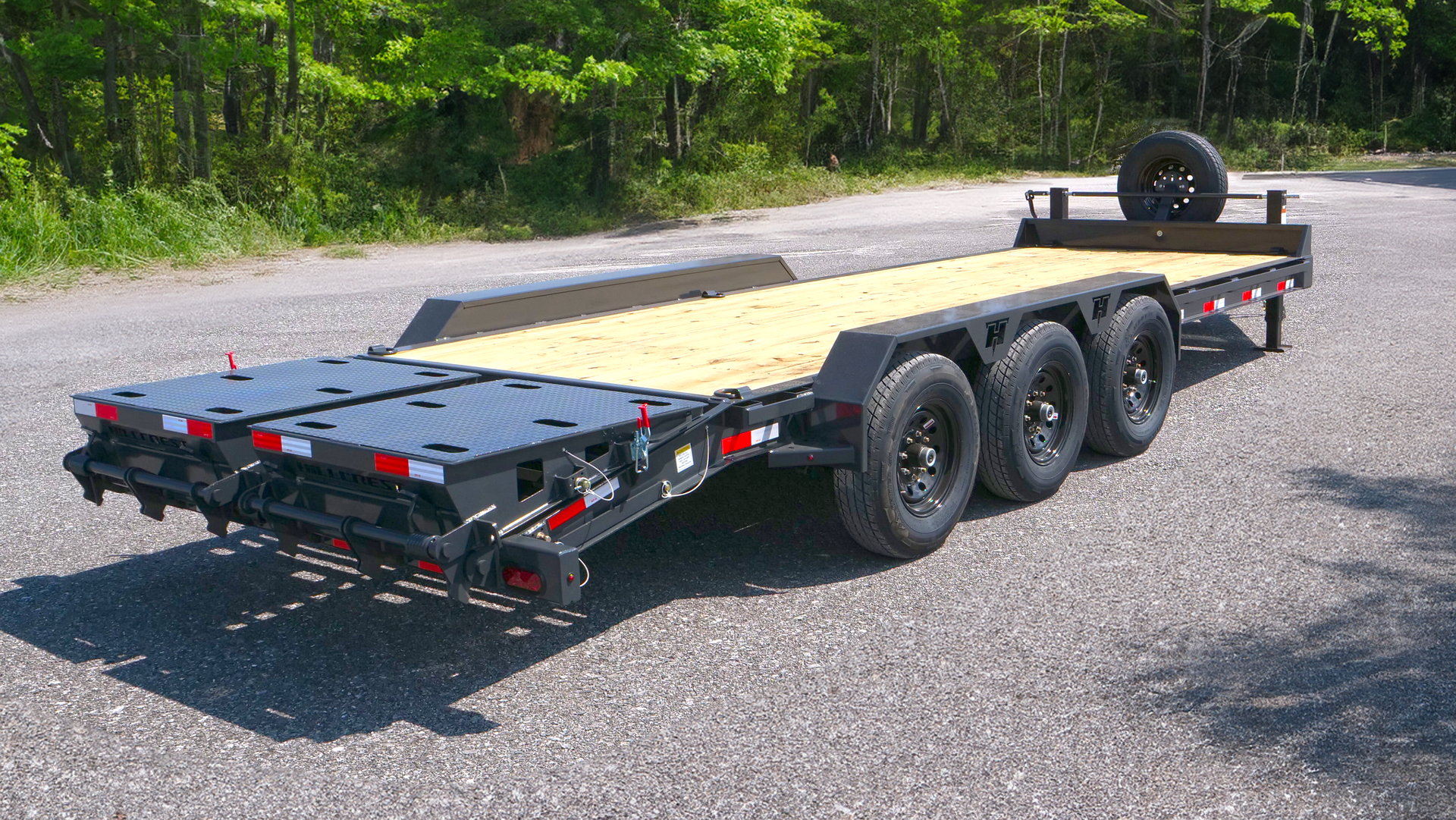 I-Beam Equipment Trailer | Hillcrest Trailers