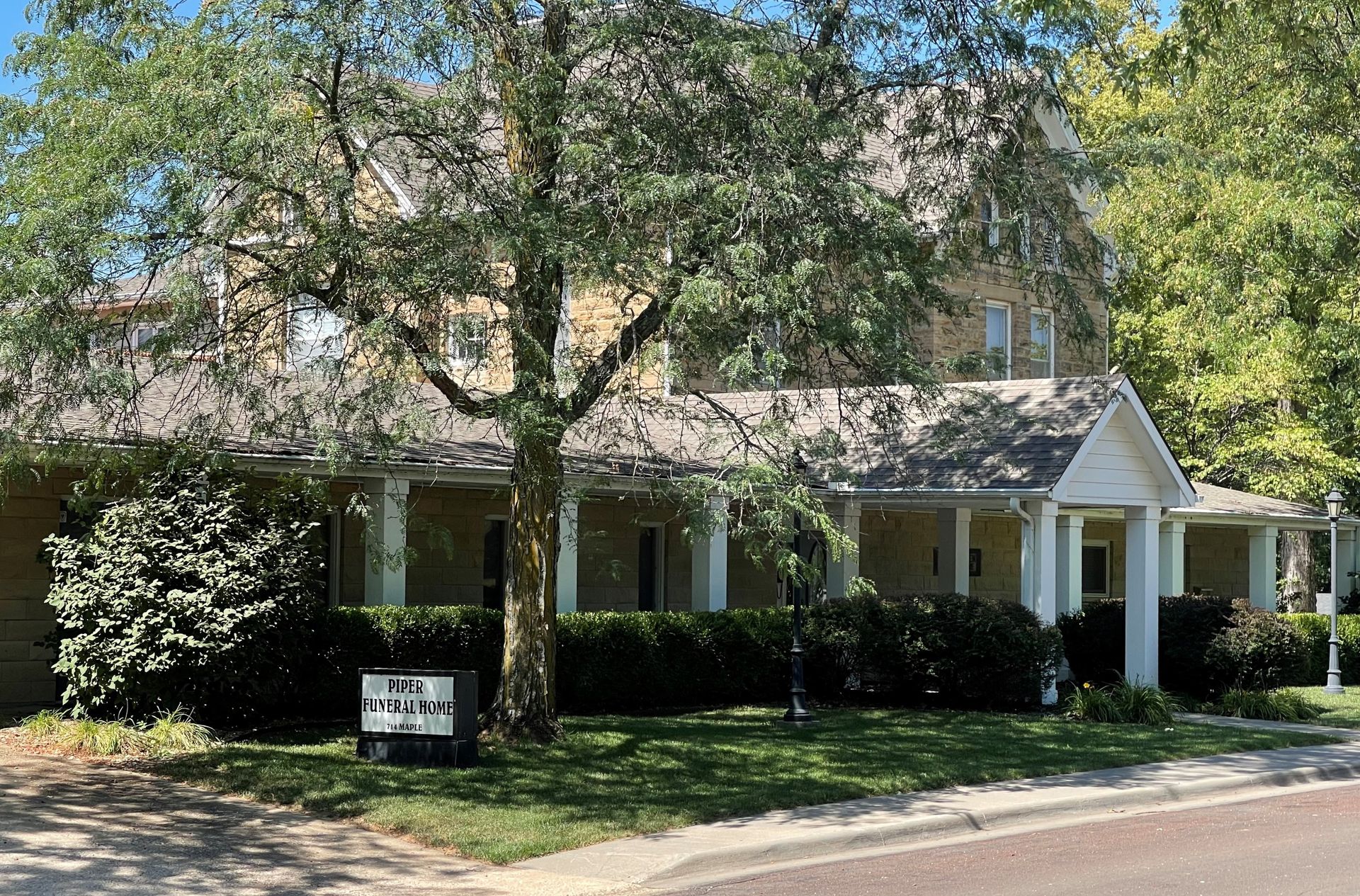 Piper Funeral Home | St. Mary's KS funeral home and cremation