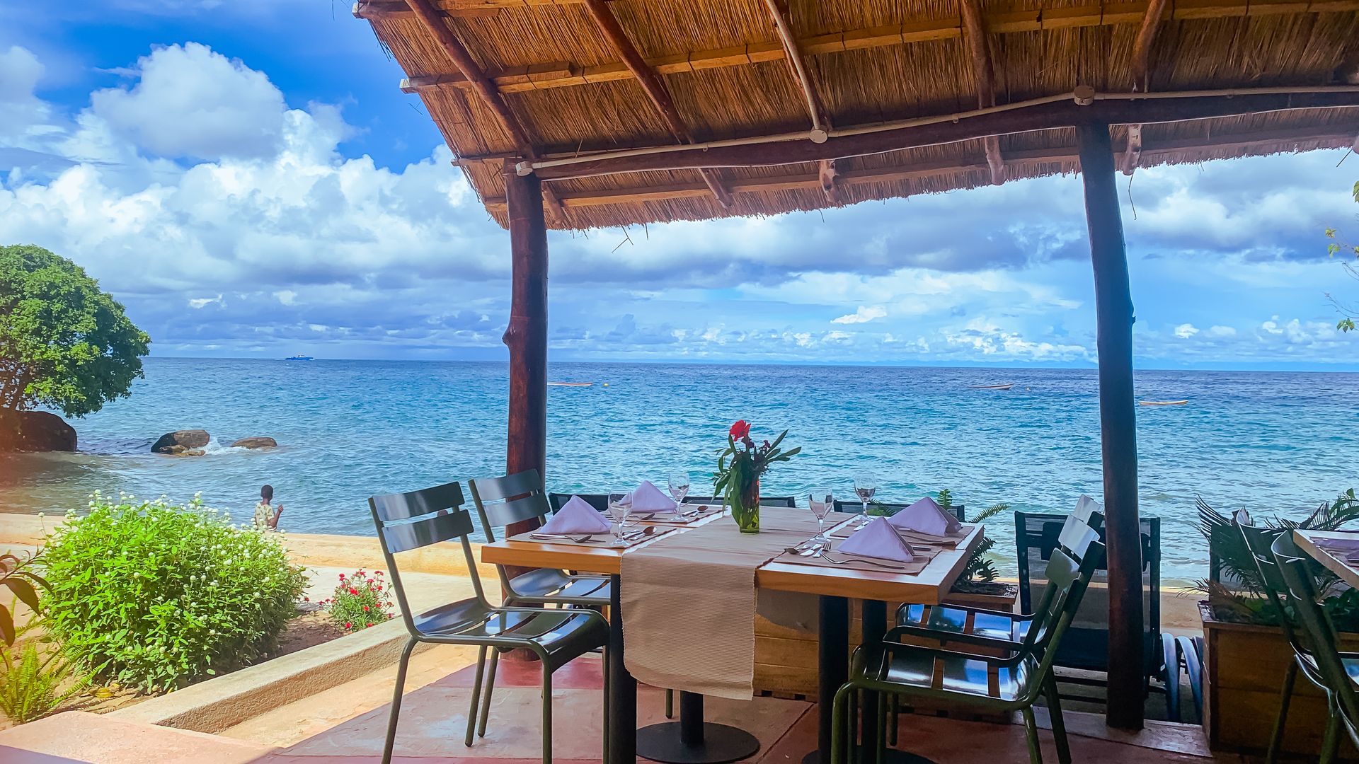 Restaurant | Ndau Lodge in Chikale, Malawi