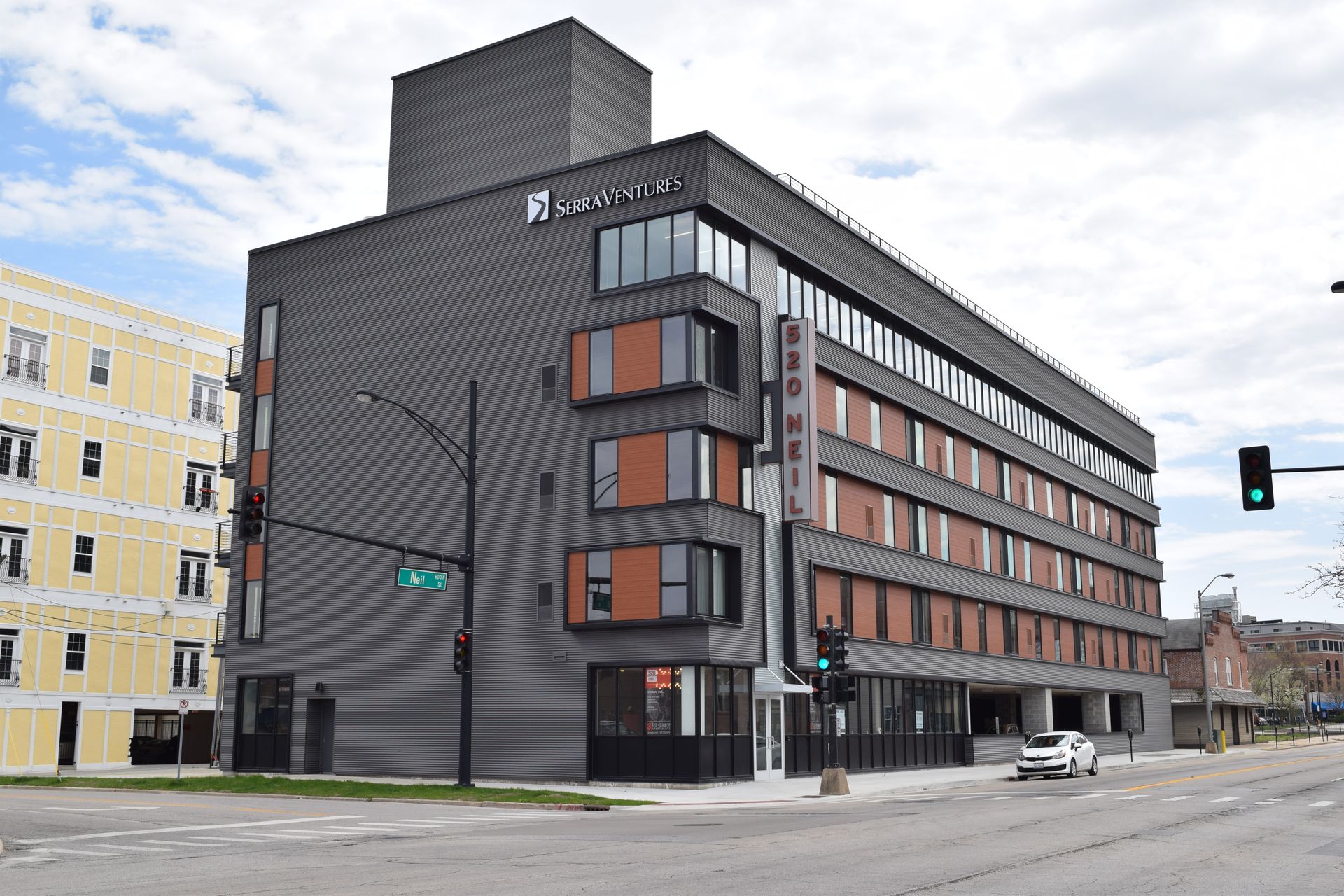 Royse + Brinkmeyer Apartments | Champaign, IL