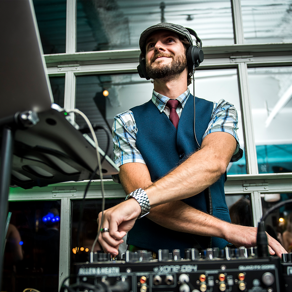 Silent Headphone Disco from Discosapien