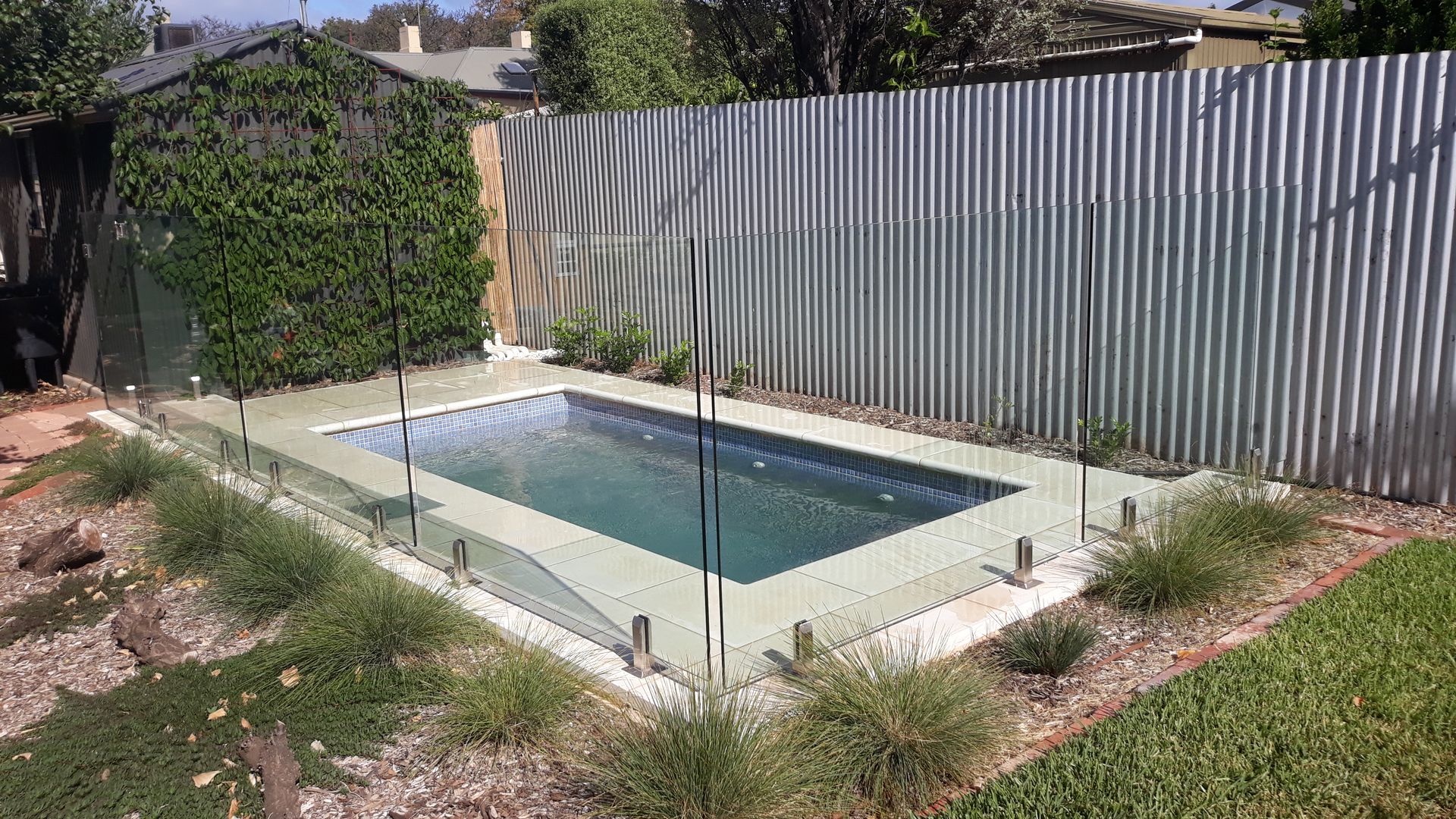 Classic IGui Fiberglass Swimming Pool | Plunge Pool NZ