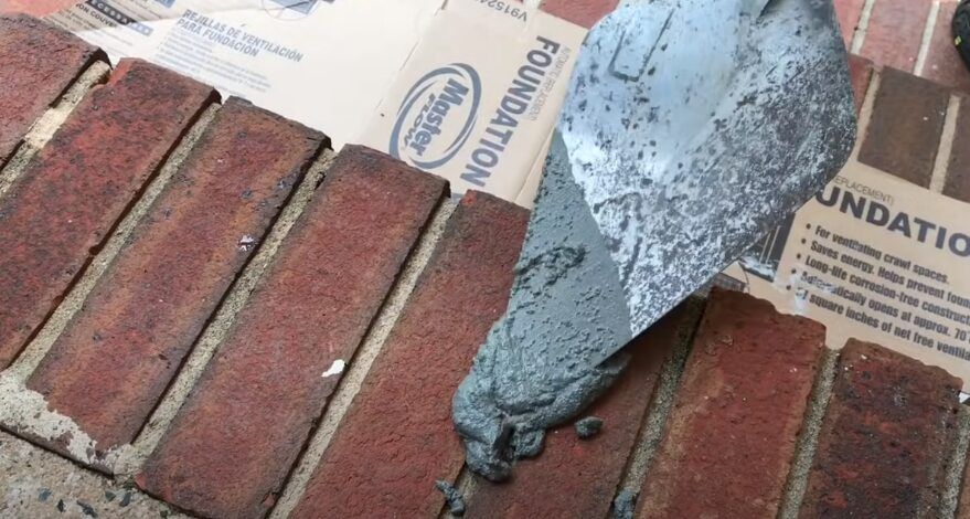 Tuckpointing Mortar, Chicago, IL