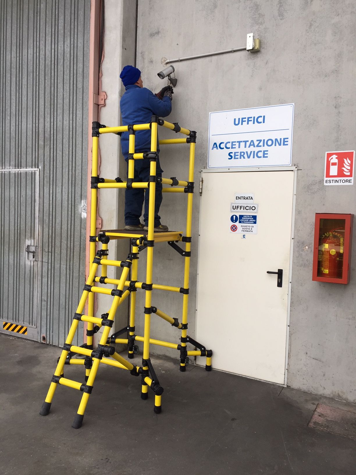 Safety Platform for Heights | Fiberglass Scaffolds