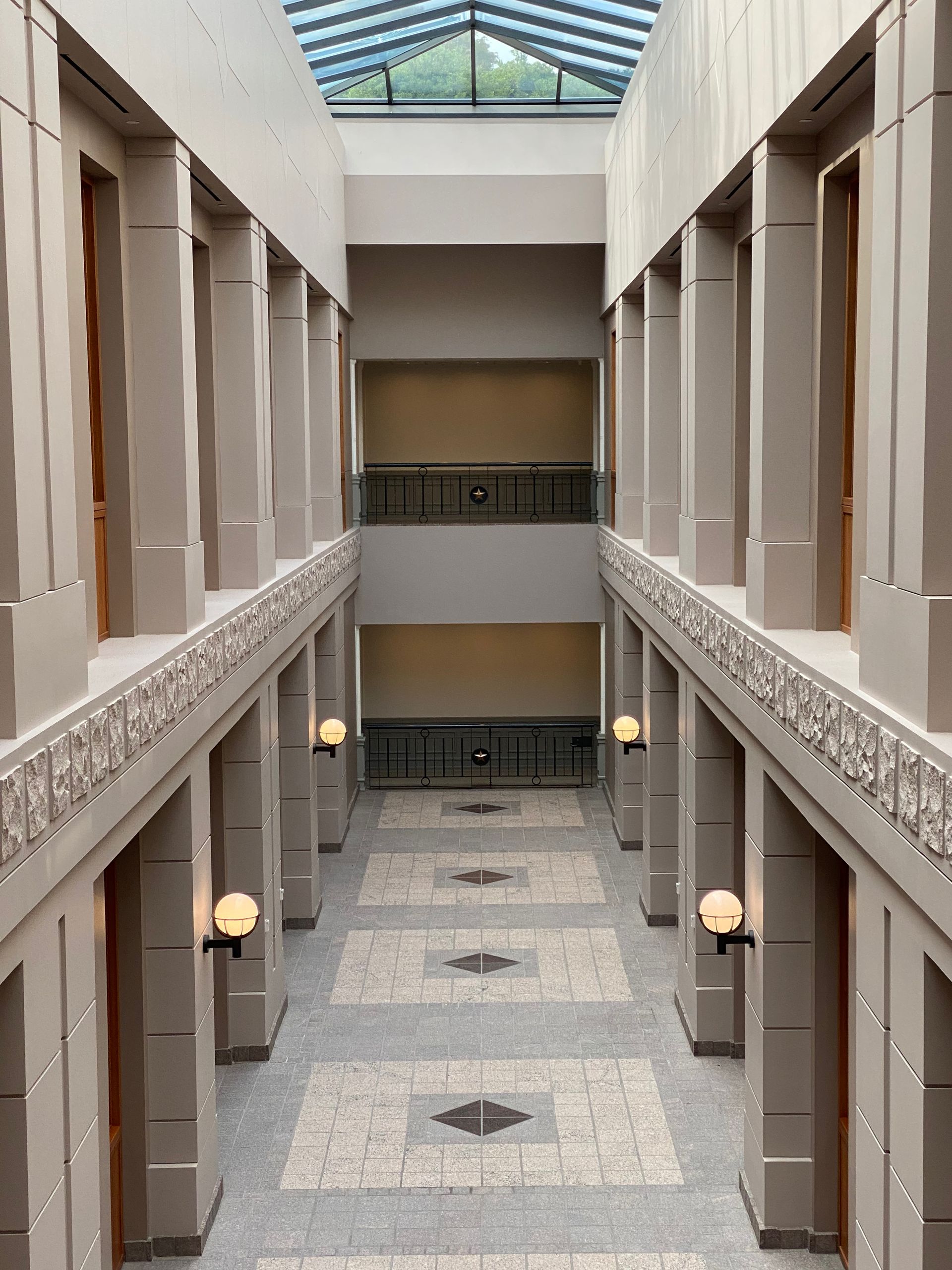 Enfilade Architecture : Définition, Histoire et Impact