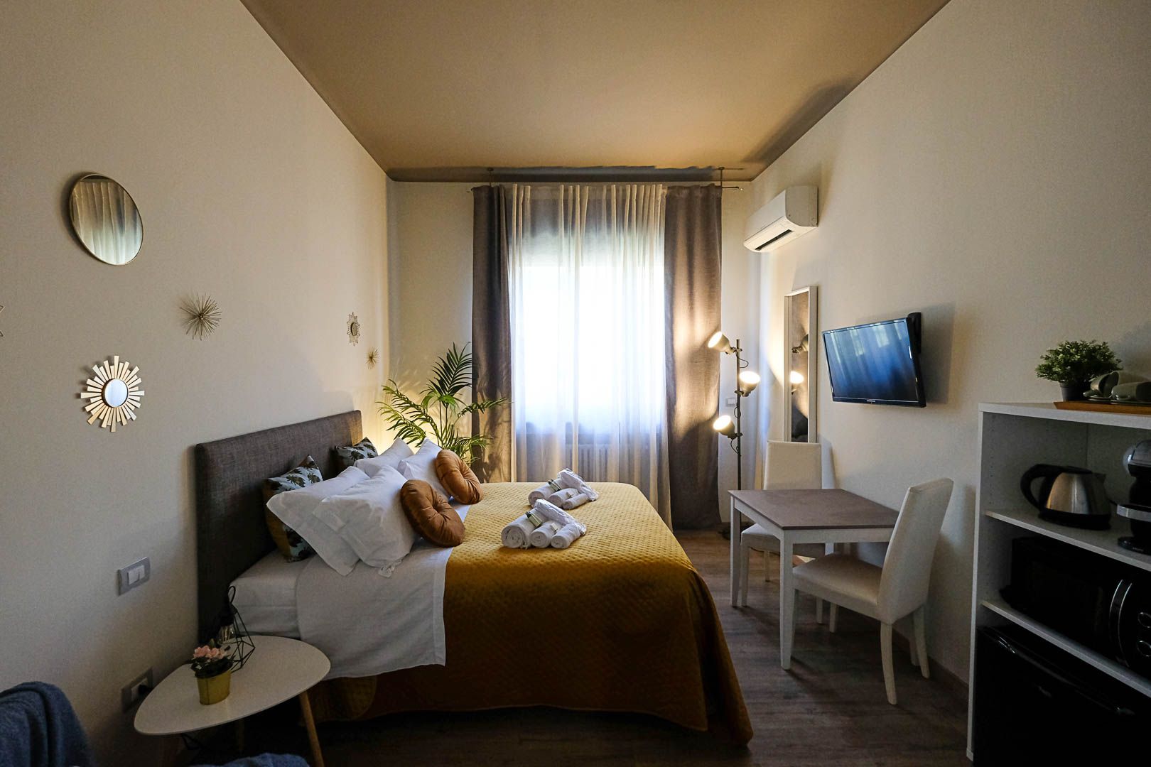 Verona Suites and Rooms