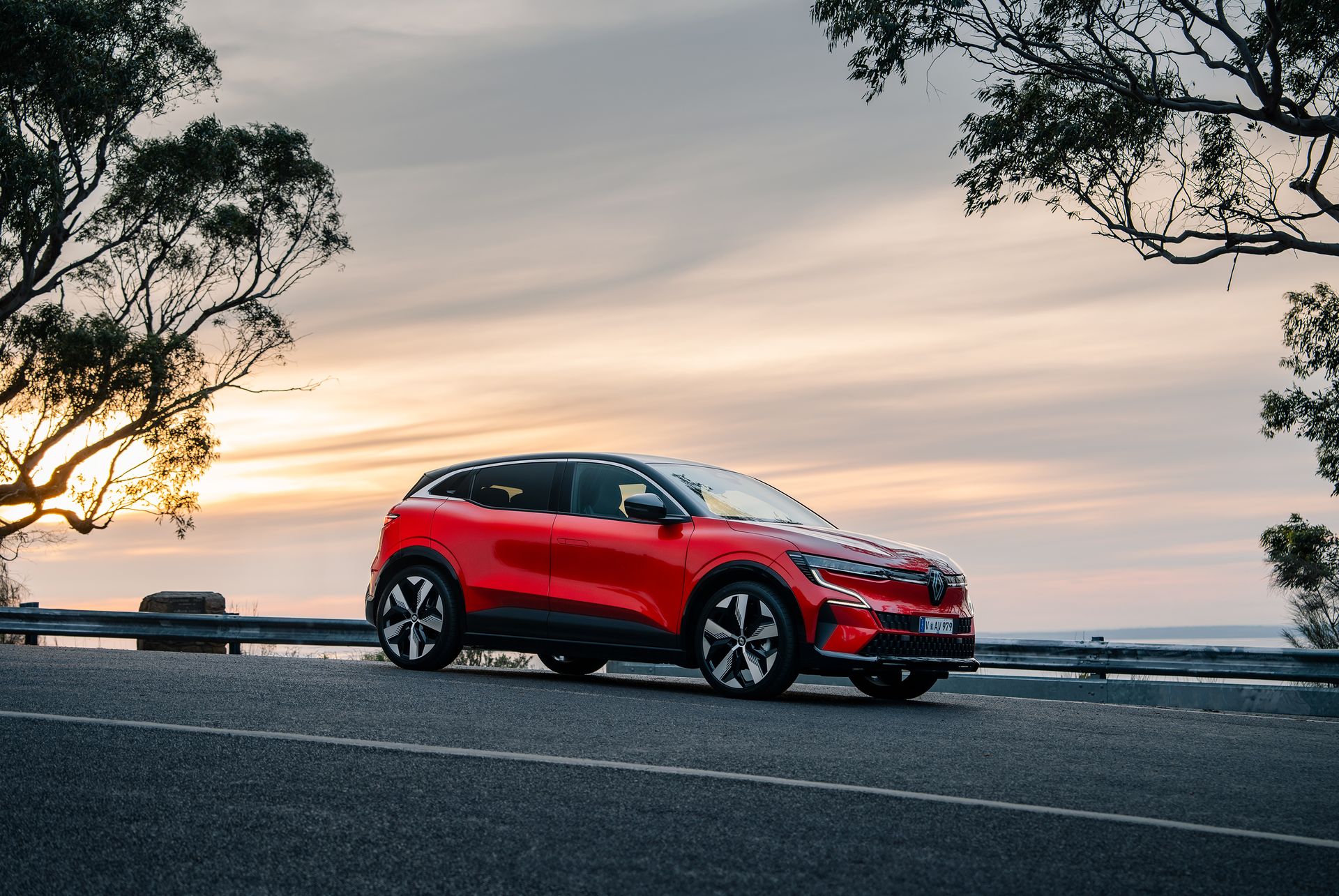 Renault goes electric with all-new Megane E-Tech