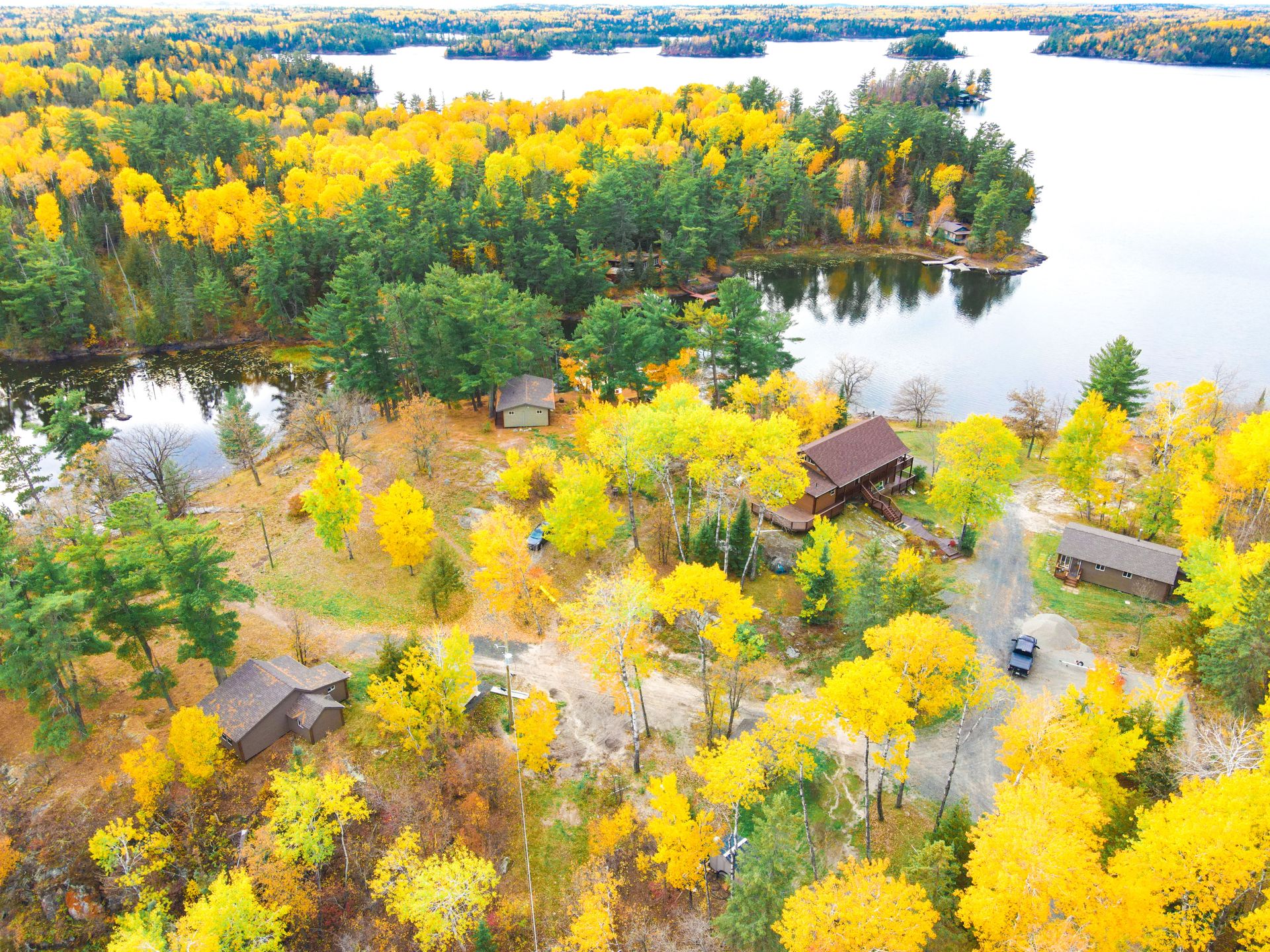 Exterior Views | White Pine Lodge