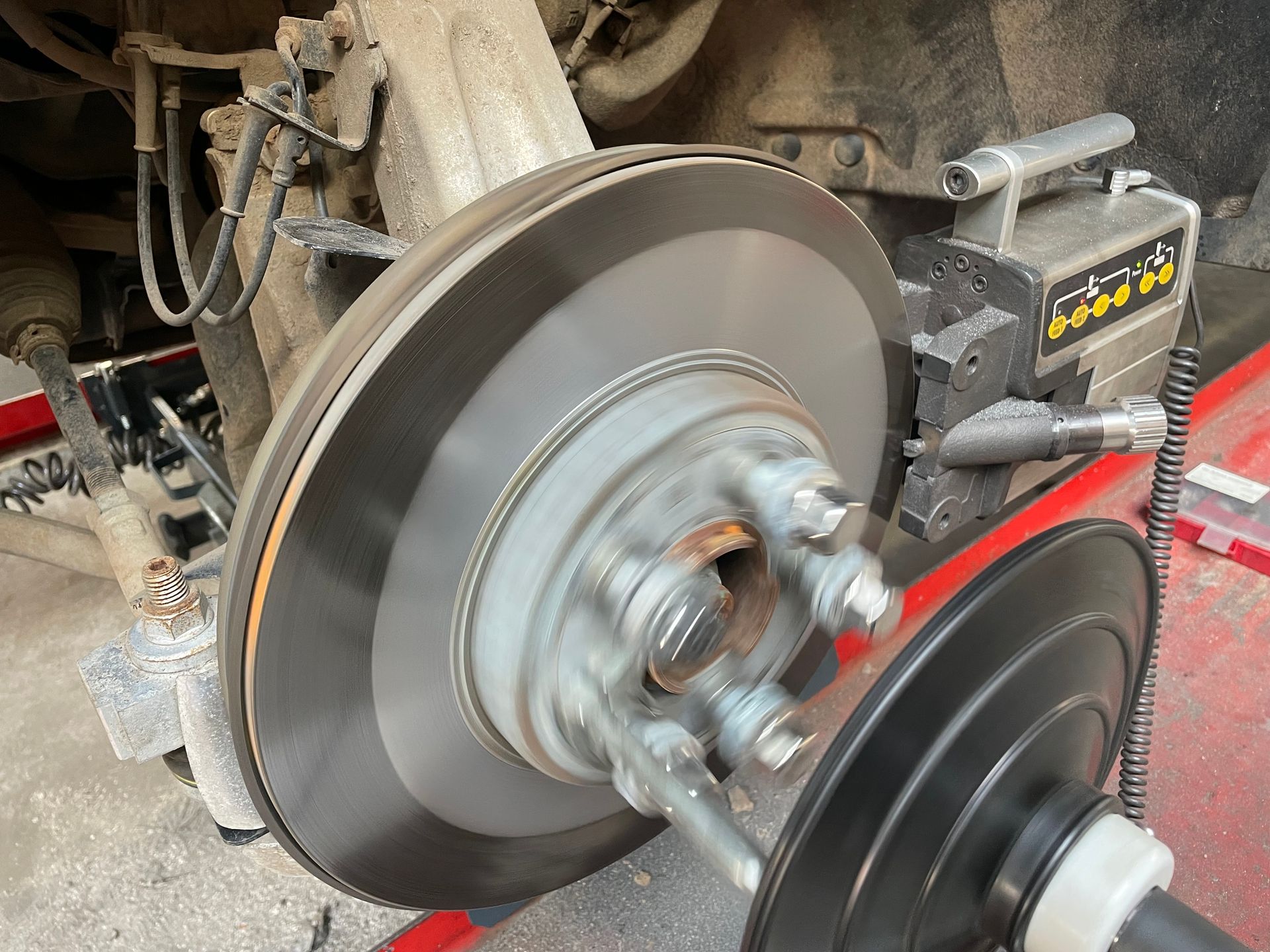 Welke auto's zijn reeds binnen geweest - Remschijven afdraaien | Auto ...