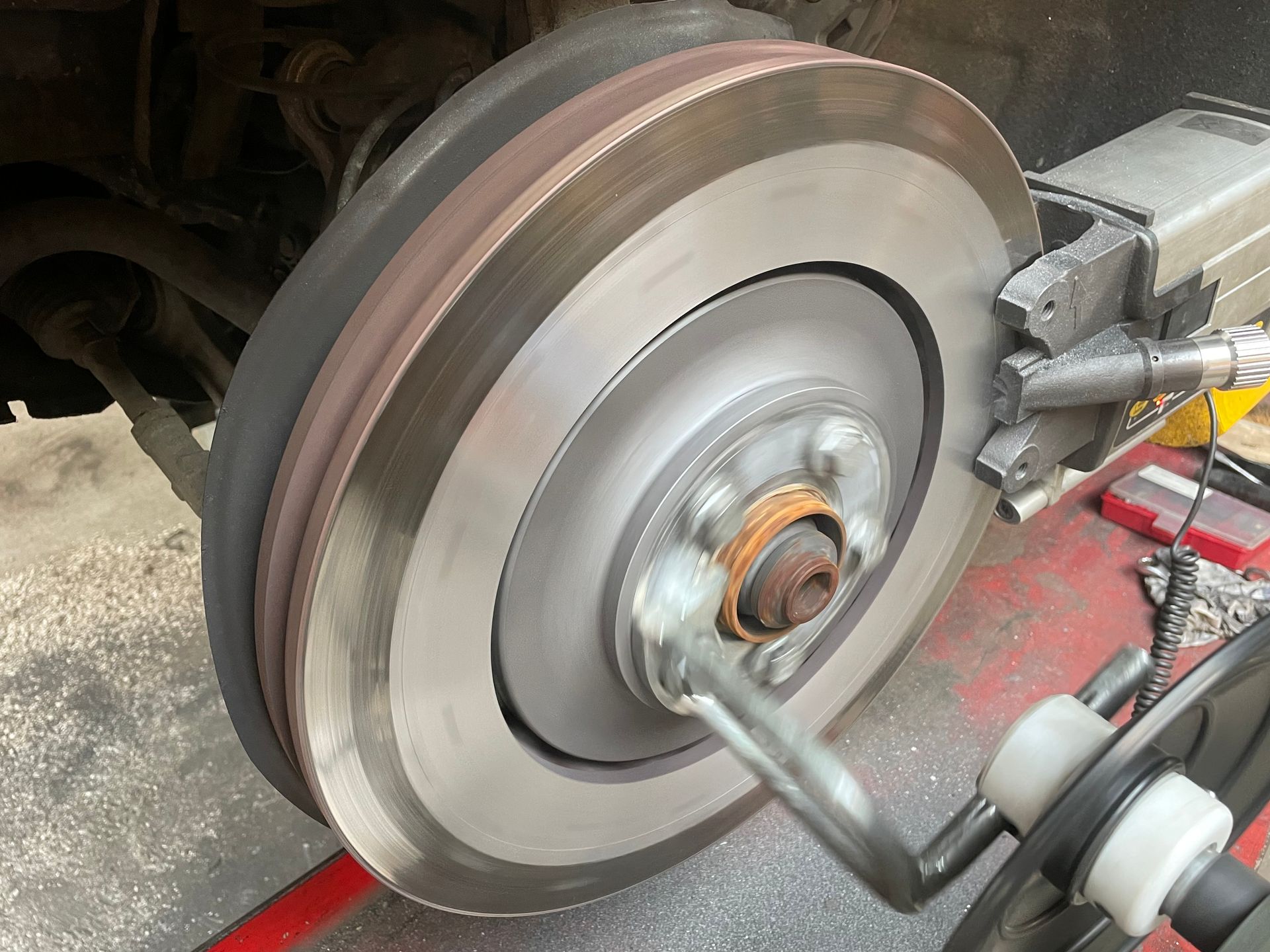 Welke auto's zijn reeds binnen geweest - Remschijven afdraaien | Auto ...