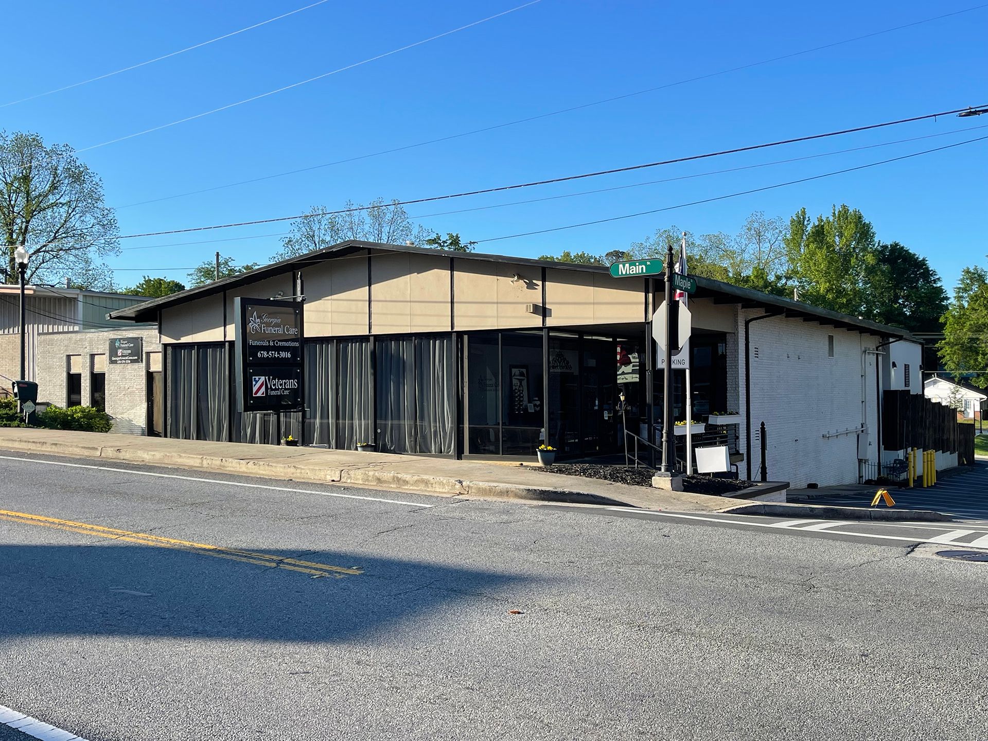 Tour Our Facilities - Comfortable and Elegant Funeral Home - Georgia ...