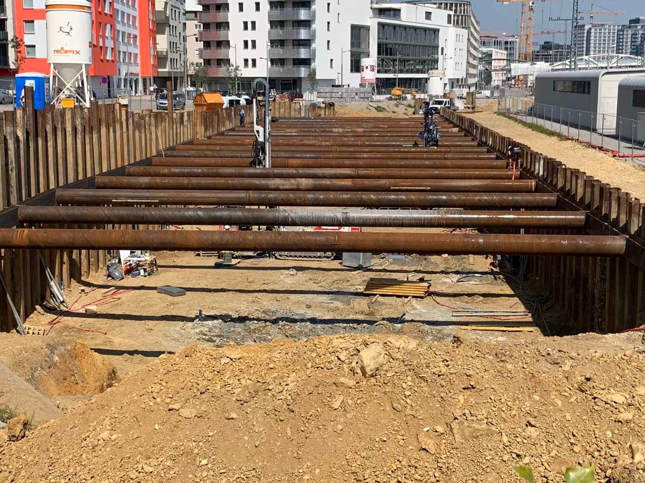 Spundwandverbau - MTI Bohr- und Rammtechnik Österreich