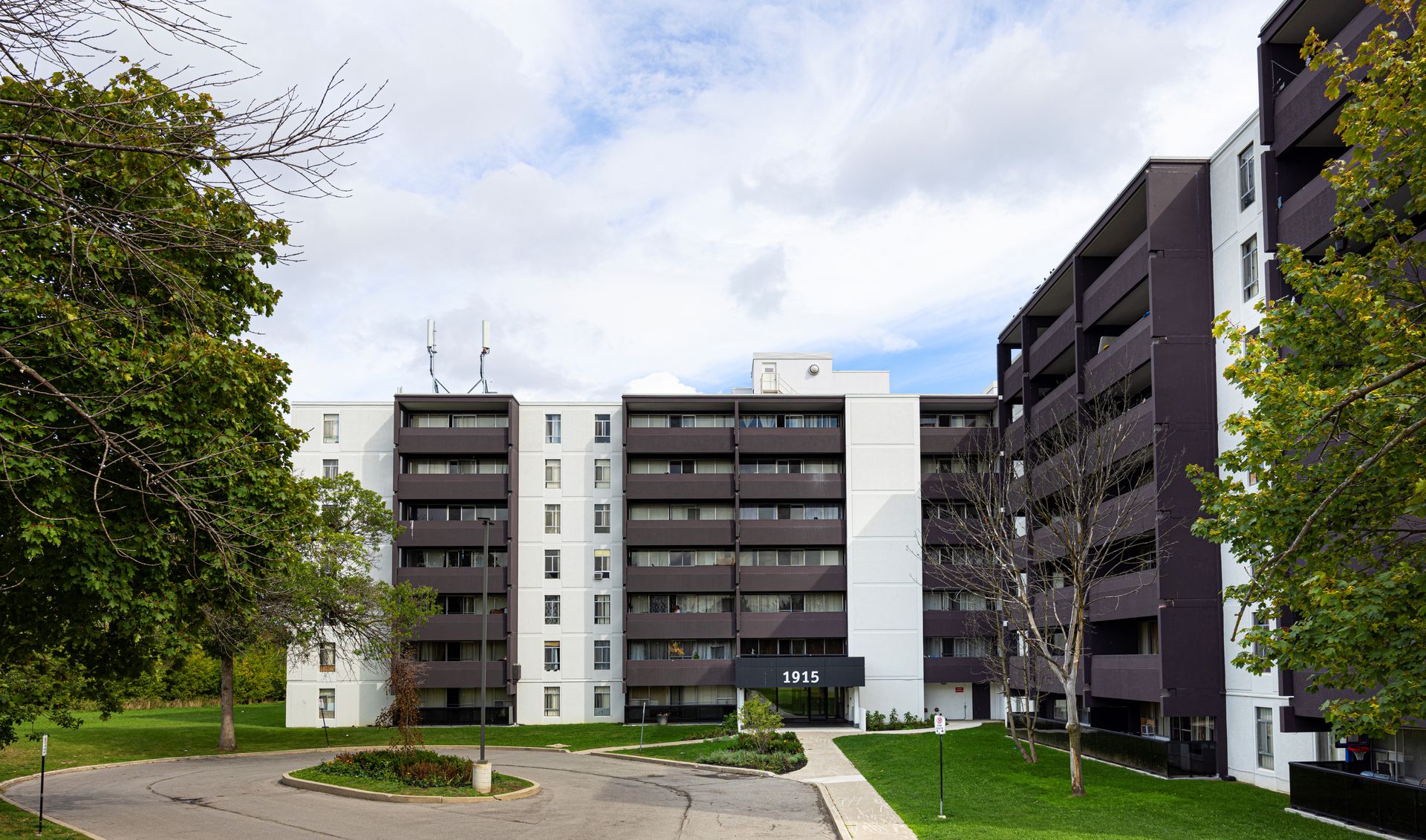 Suite and Building Pictures | Gallery, 1915 Martin Grove Road