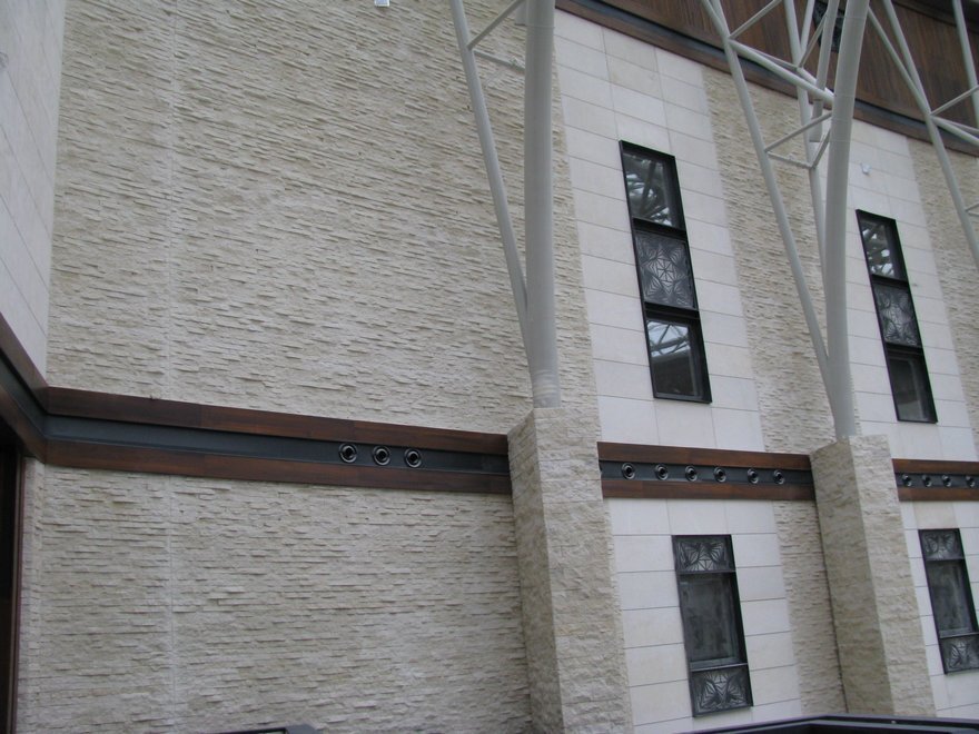 Coursed Limestone Cladding - Random | Real Stone Cladding UK