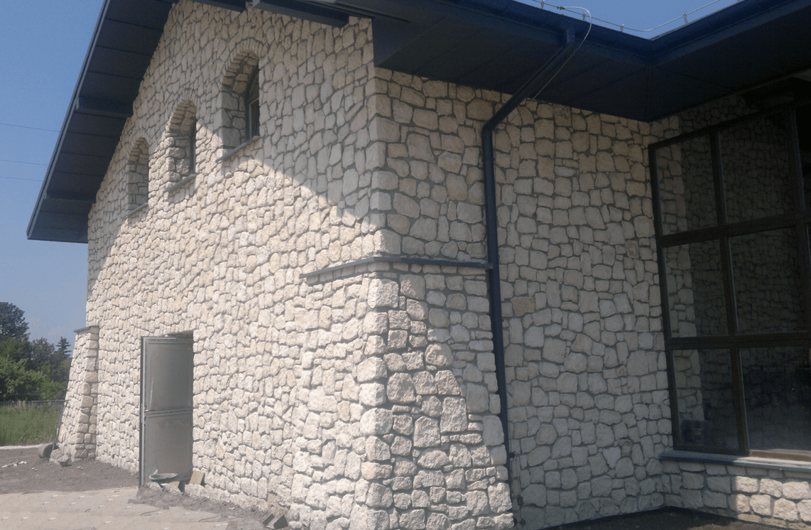 Random Limestone - Natural | Real Stone Cladding UK