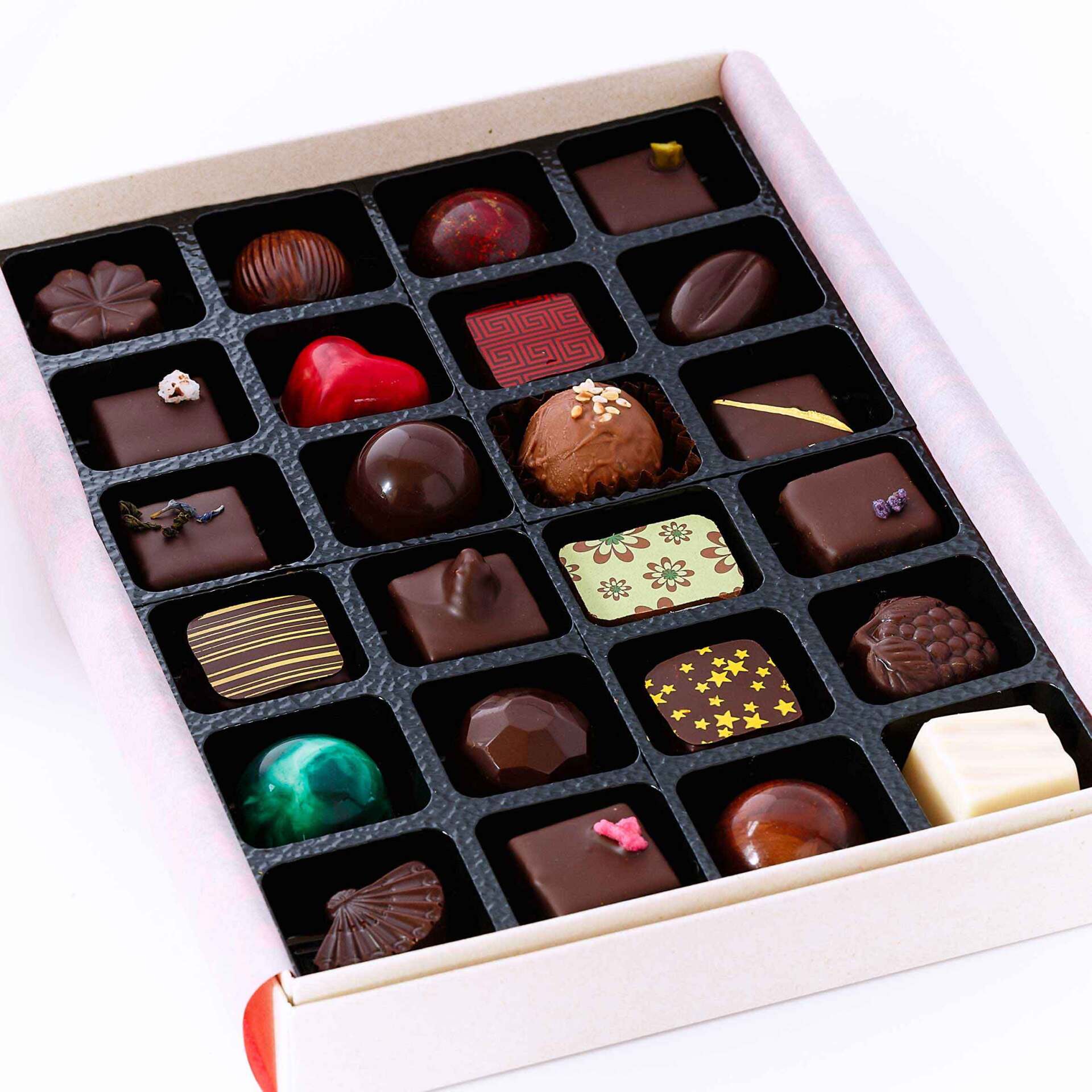 The home of artisan chocolates & macaroons | Ilze's Chocolat