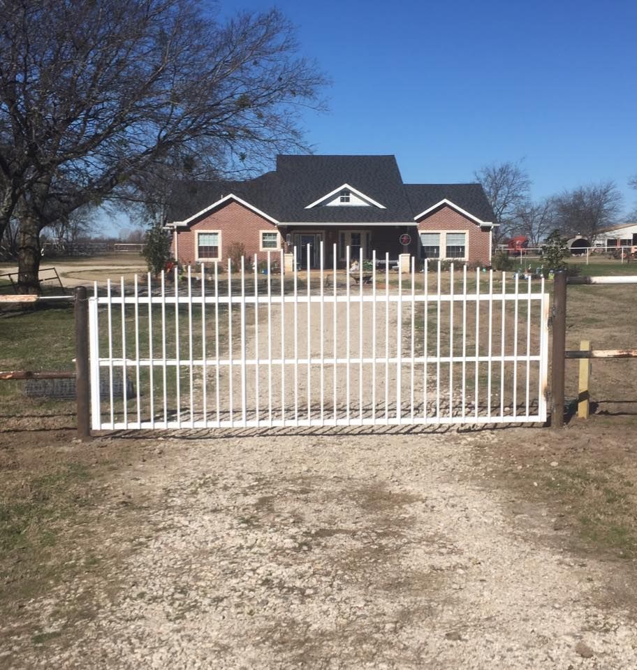 High-Quality Fences & Gates | Harrison Fence