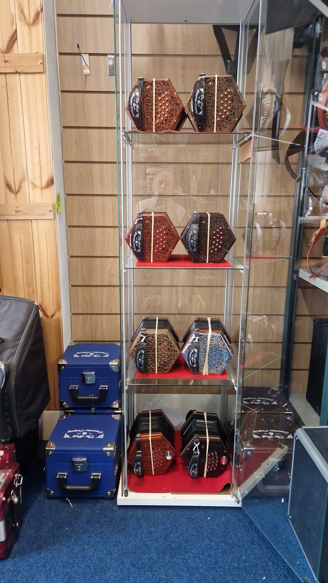 Irish Concertina Company/Makers of Quality Instruments