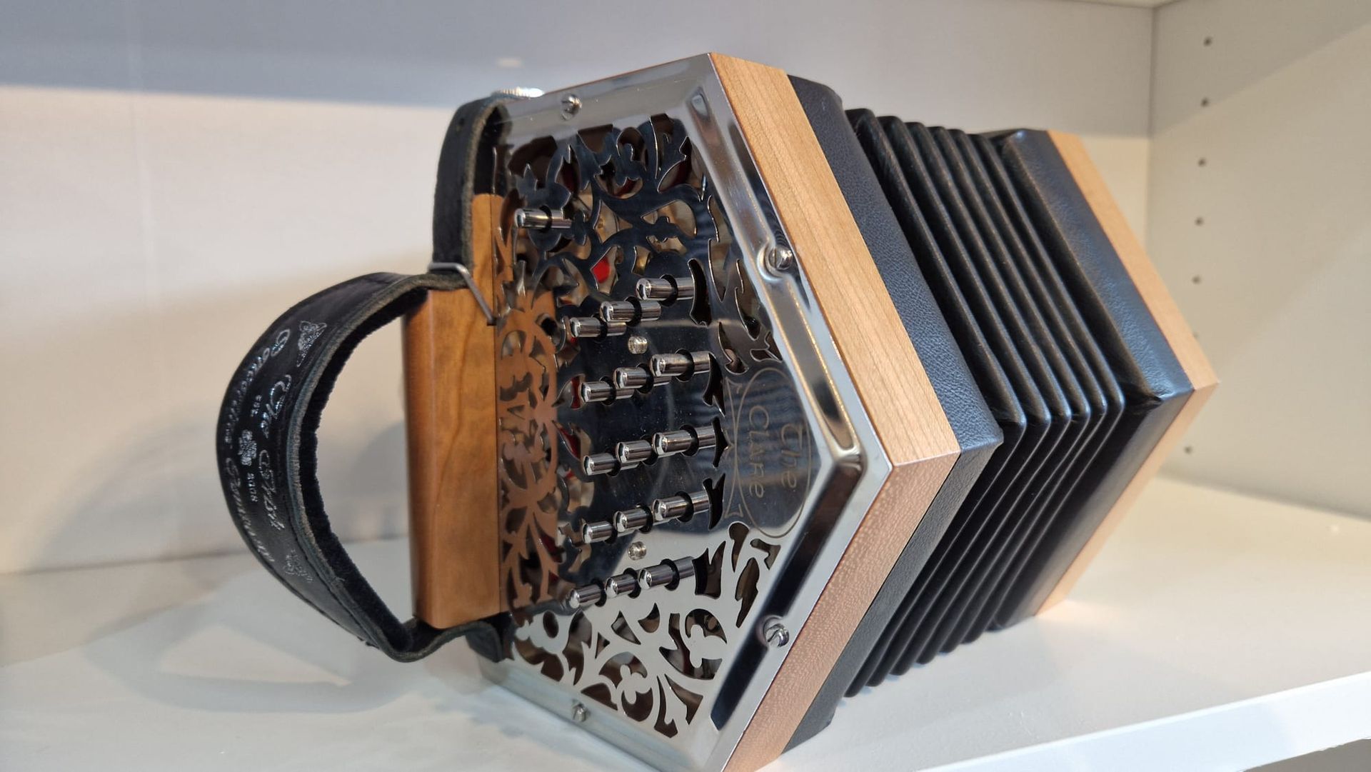 Irish Concertina Company/Makers of Quality Instruments