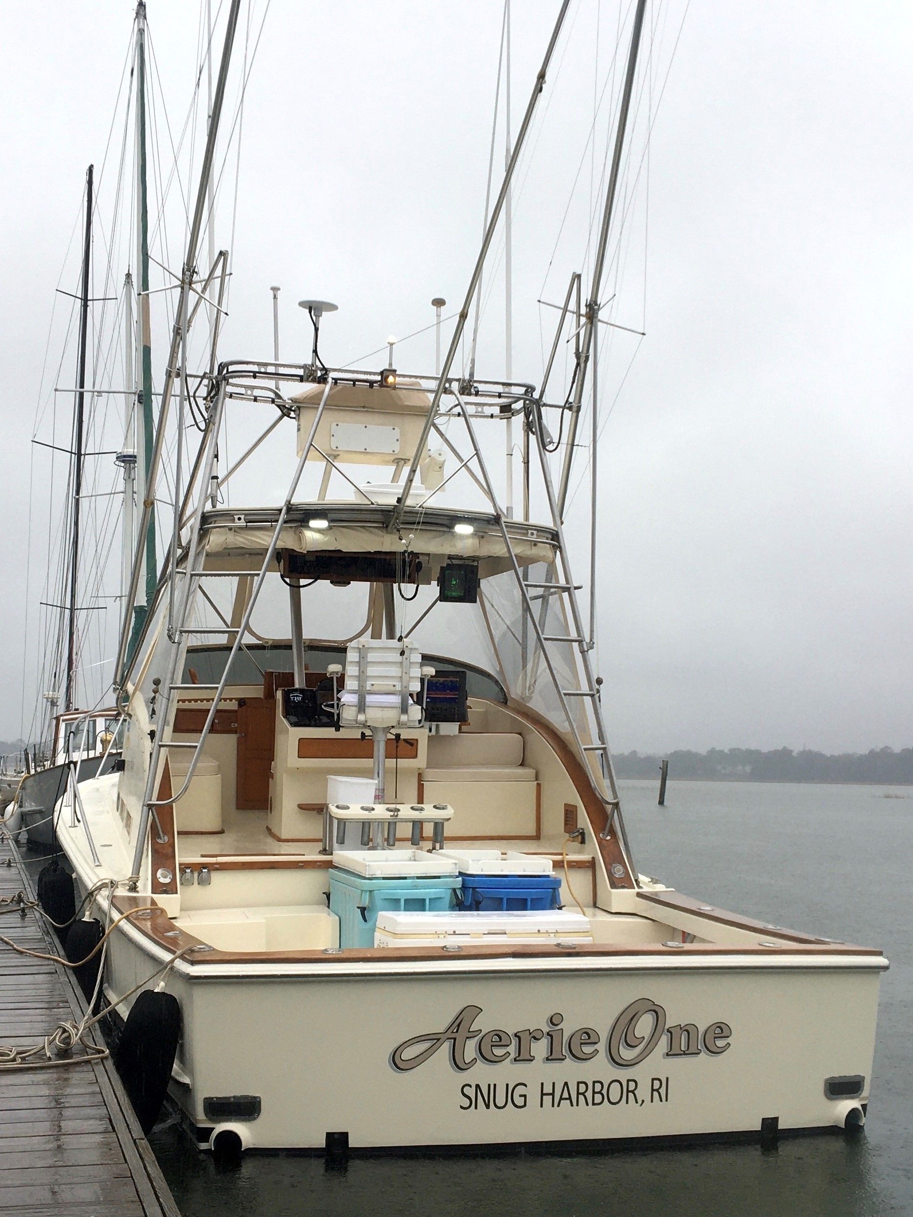 Fishing Charters | AERIE CHARTERS | Snug Harbor, RI