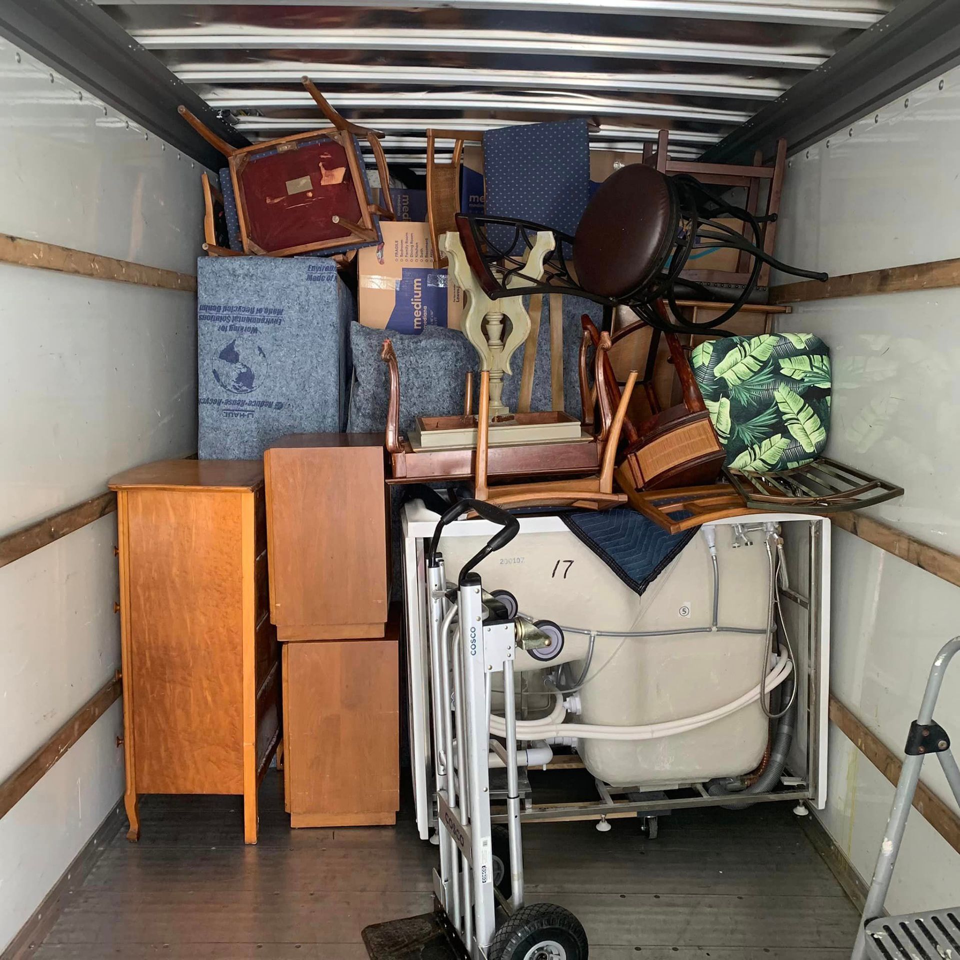 Dotson's Reliable Movers LLC | Melbourne & Palm Bay, FL | Moving Company