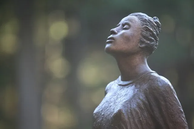 Figurative Sculptures | Jeff Day