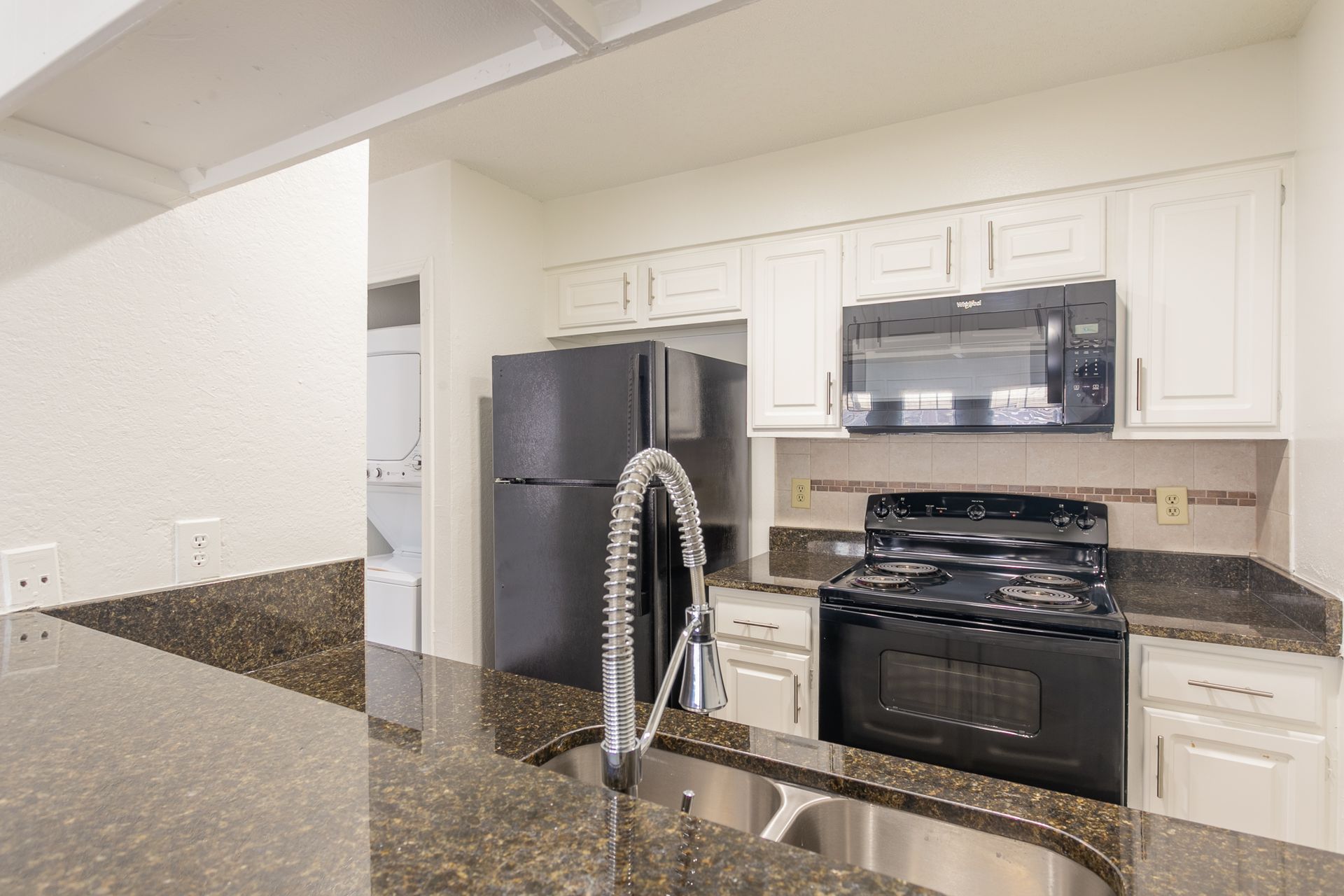 CI Management - 4603 Junius