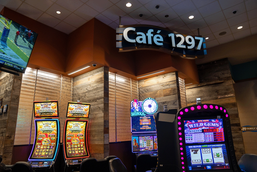 Cafe 1297 | Restaurants in Coos Bay, OR