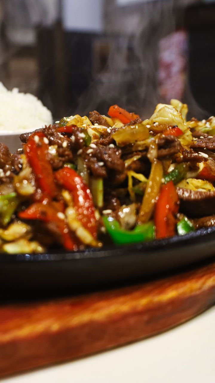 Home [www.torabistro.ca]